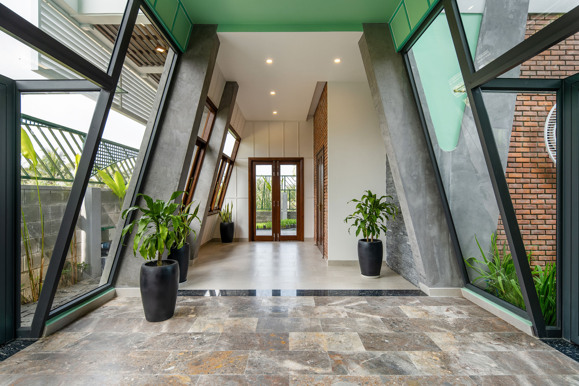 Gallery of Cam Thanh A&A Villa / VRA Design - 14