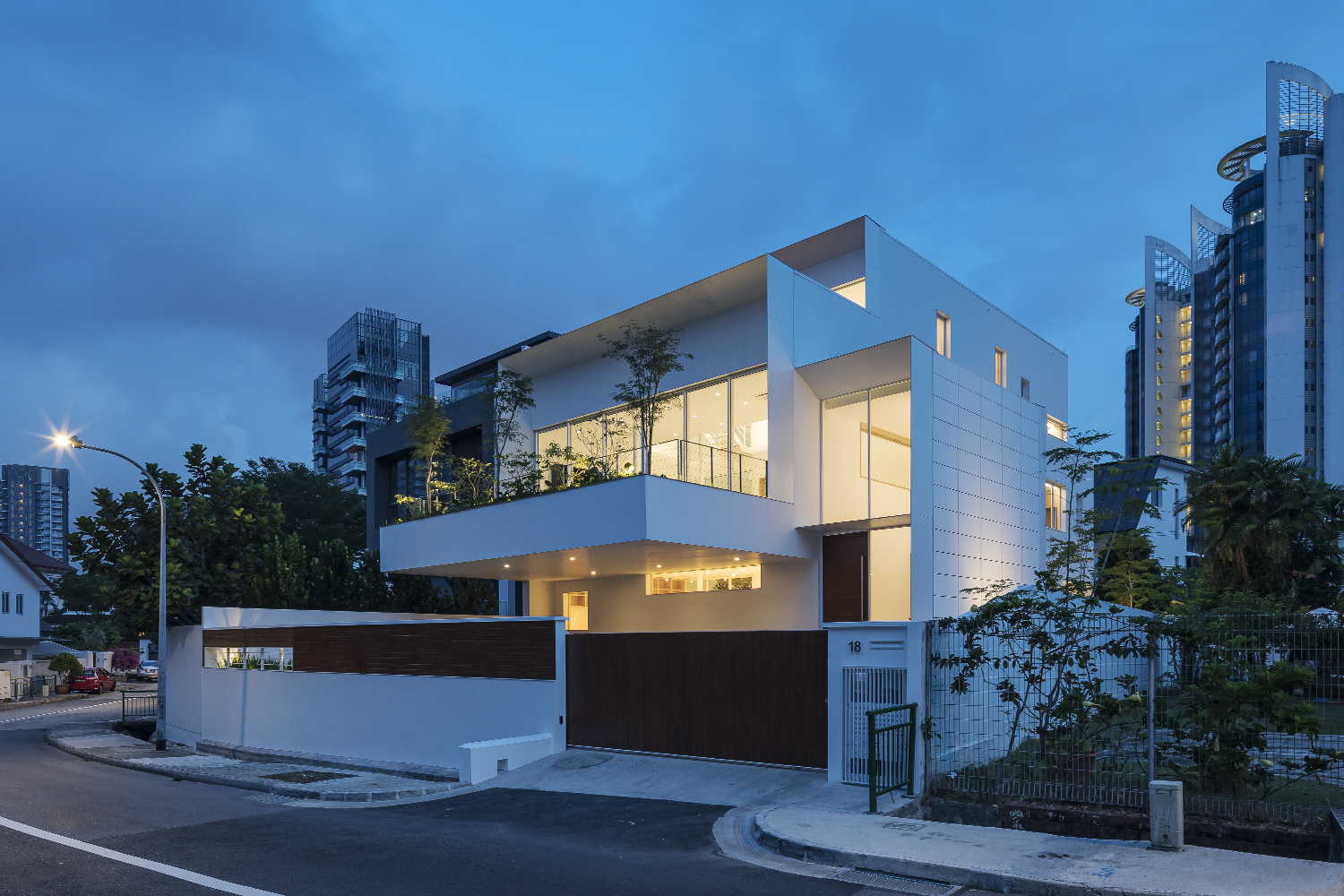 Gallery of Hilltop House / Atelier M+A - 6