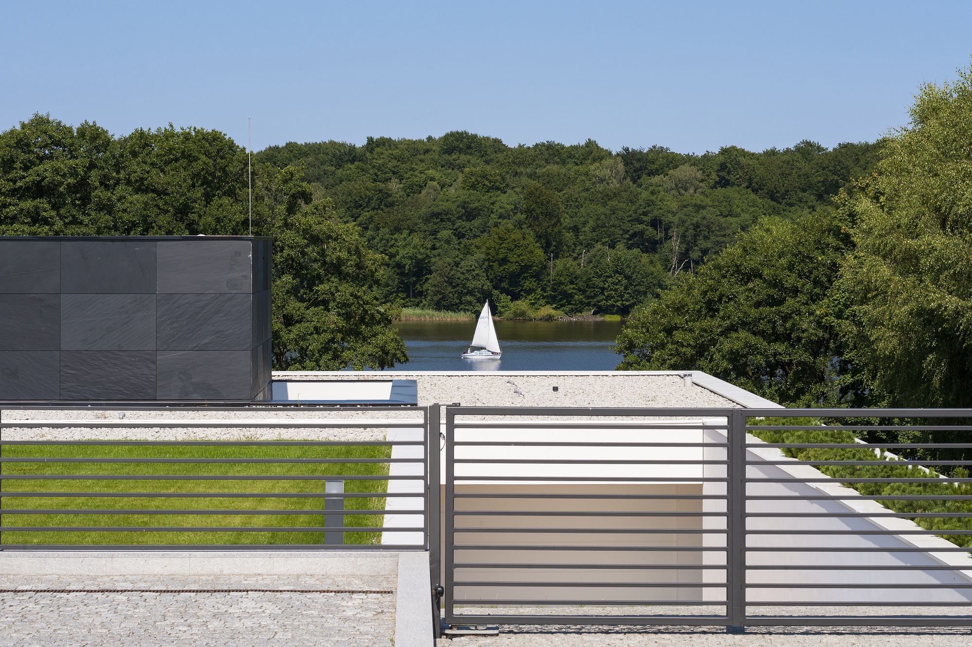 Gallery of Nemo House / Przemek Olczyk / Mobius Architekci - 13