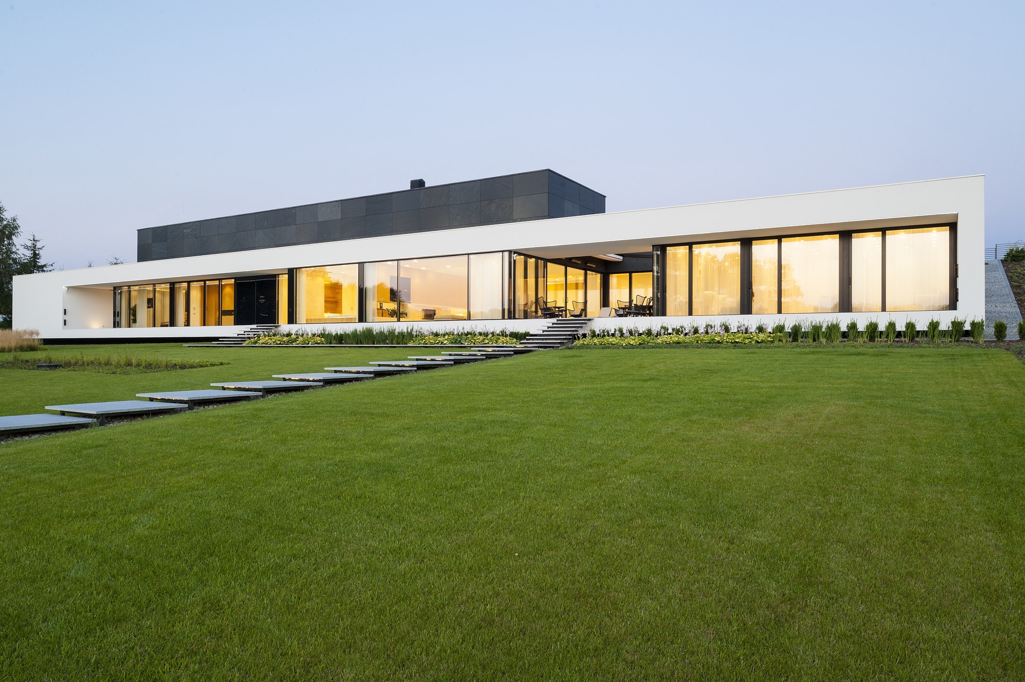 Gallery of Nemo House / Przemek Olczyk / Mobius Architekci - 2