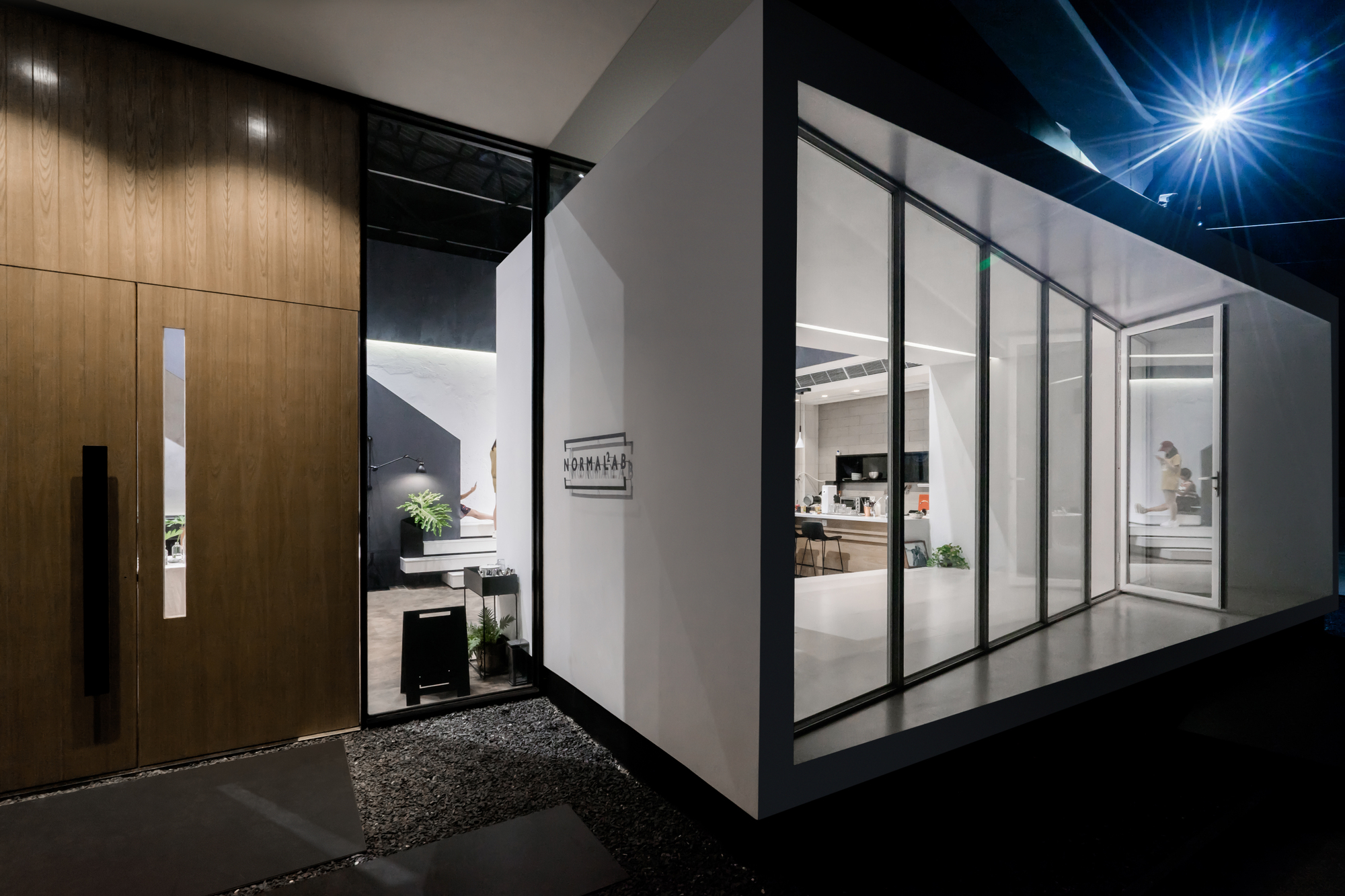Gallery of Normal²ab Compound Space / Simple Space Design - 21