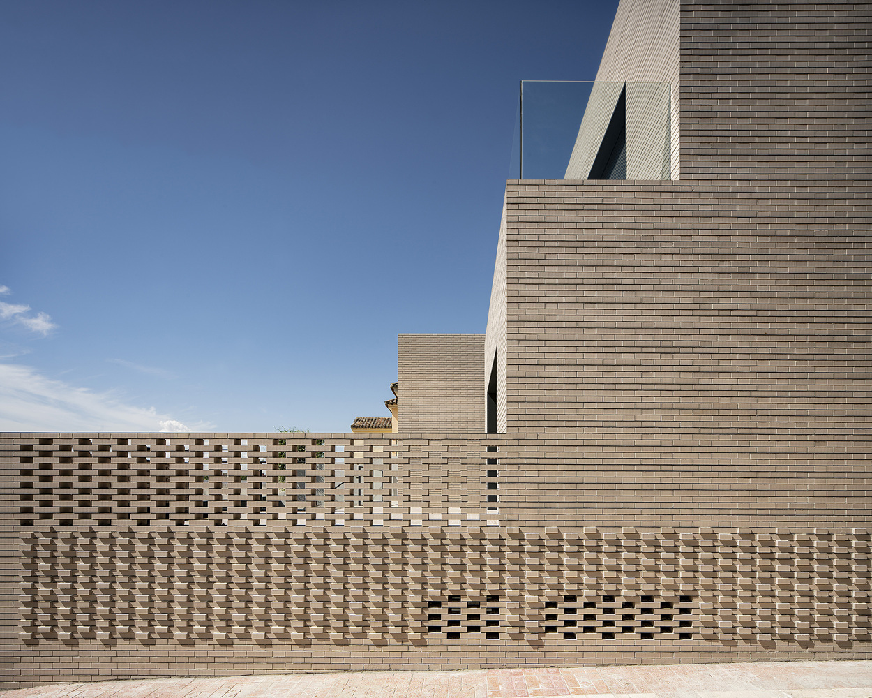 Gallery of Brick Houses in Spain: Modern Masonry Design for Home ...