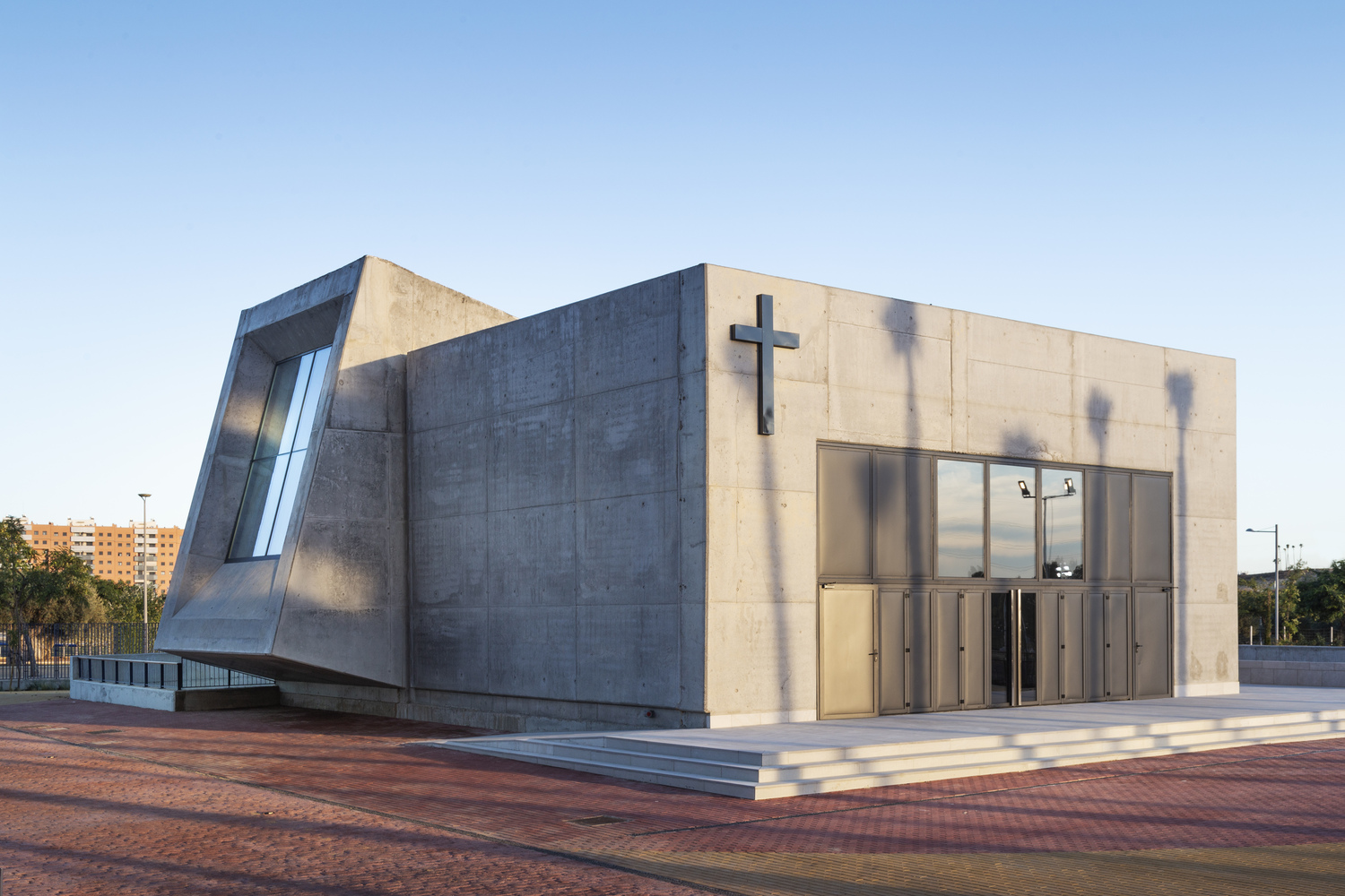 Gallery of Loyola University / luis vidal + arquitectos - 8