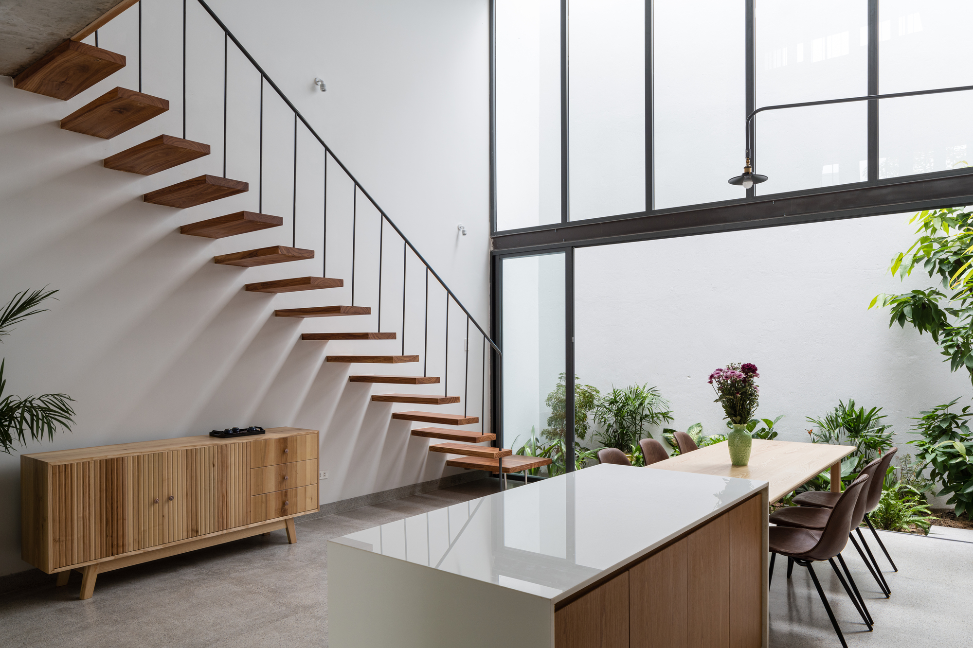 Gallery of Bin & Bon House / H.a - 10