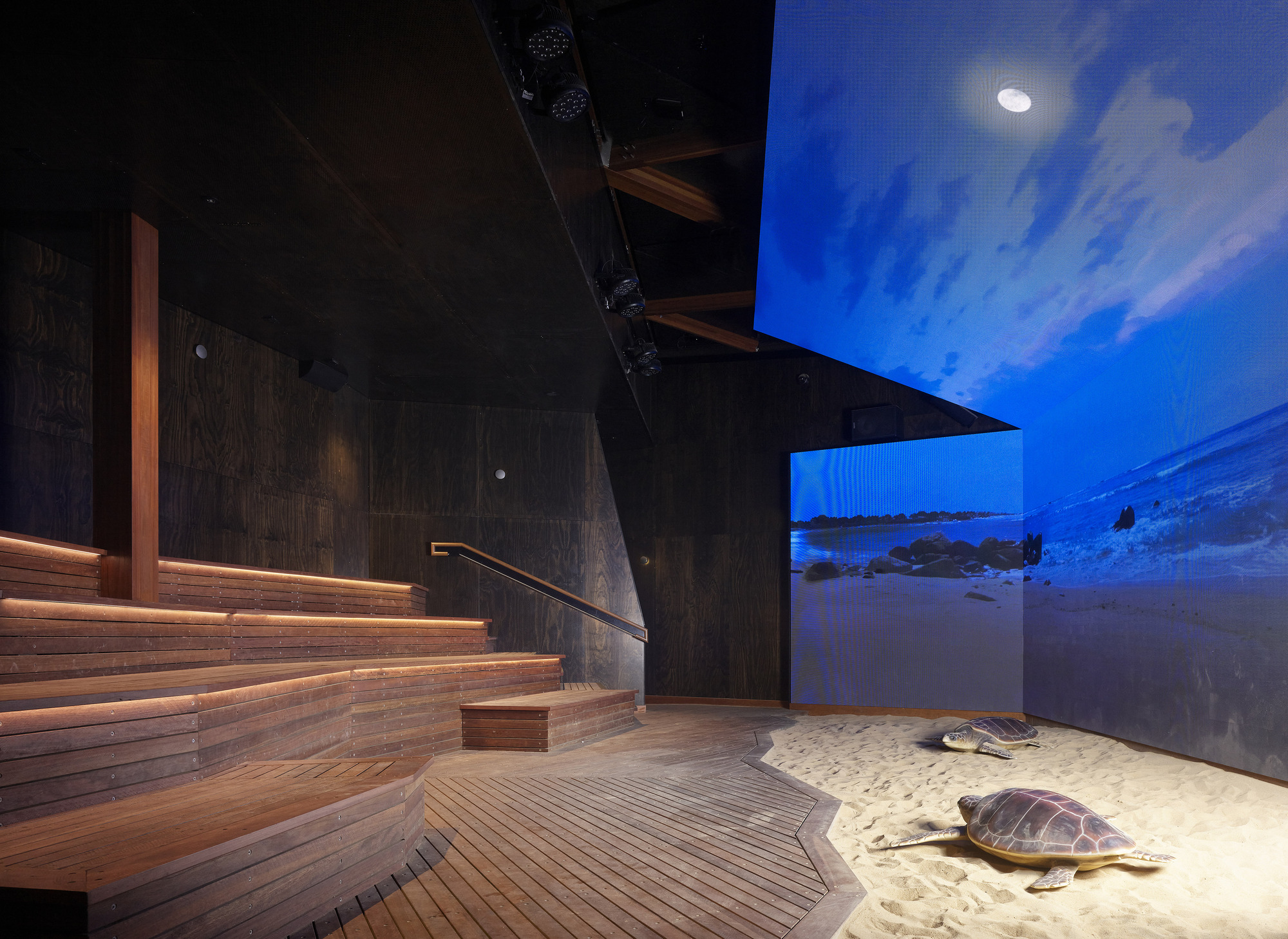 Gallery of Mon Repos Turtle Centre / KIRK - 7