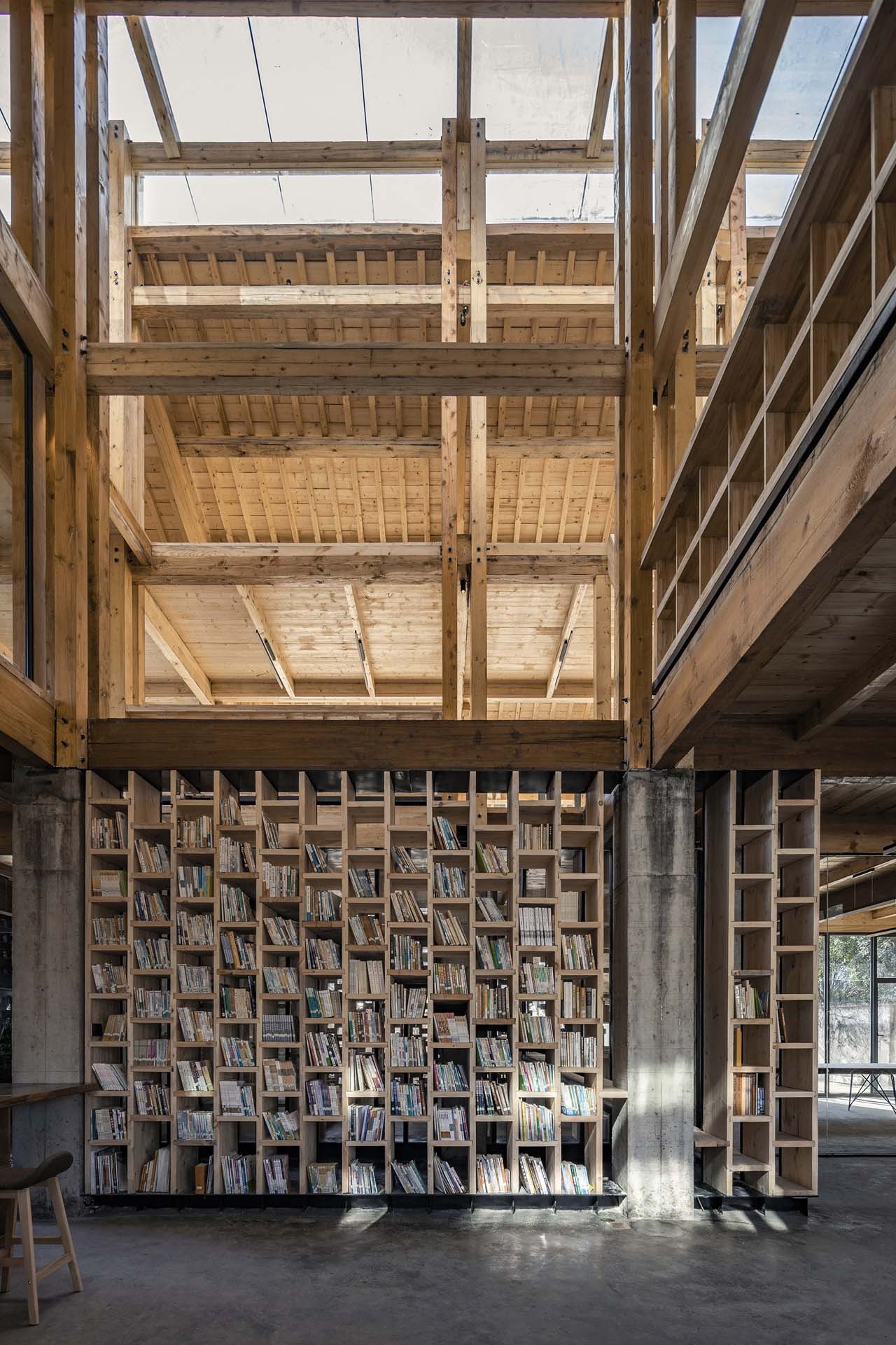 Gallery of Party and Public Service Center of Yuanheguan Village / LUO ...