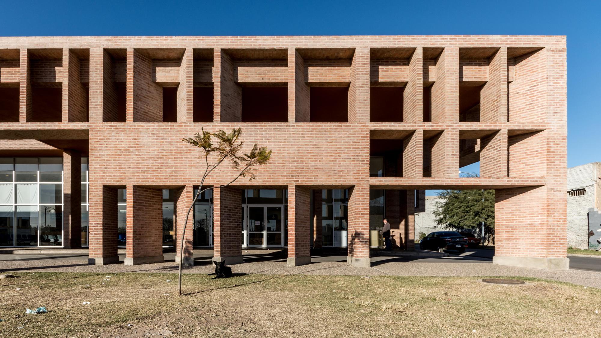 Gallery of Brick in Latin American Architecture: Hospitals and Health ...