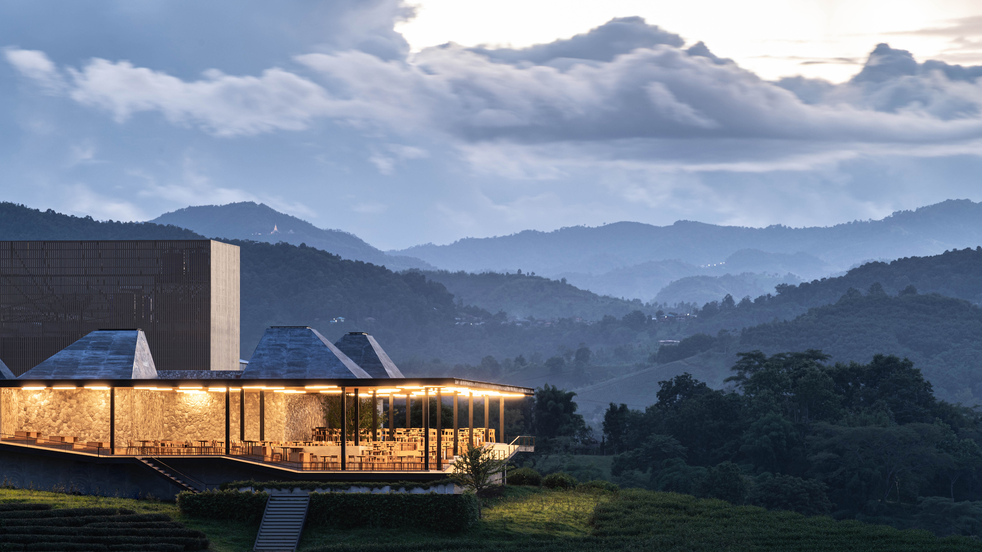 Gallery of Choui Fong Tea Cafe 2 / IDIN Architects - 3