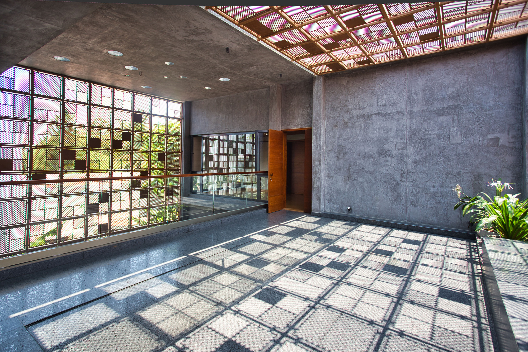 Gallery of TUT House / webe design lab - 5