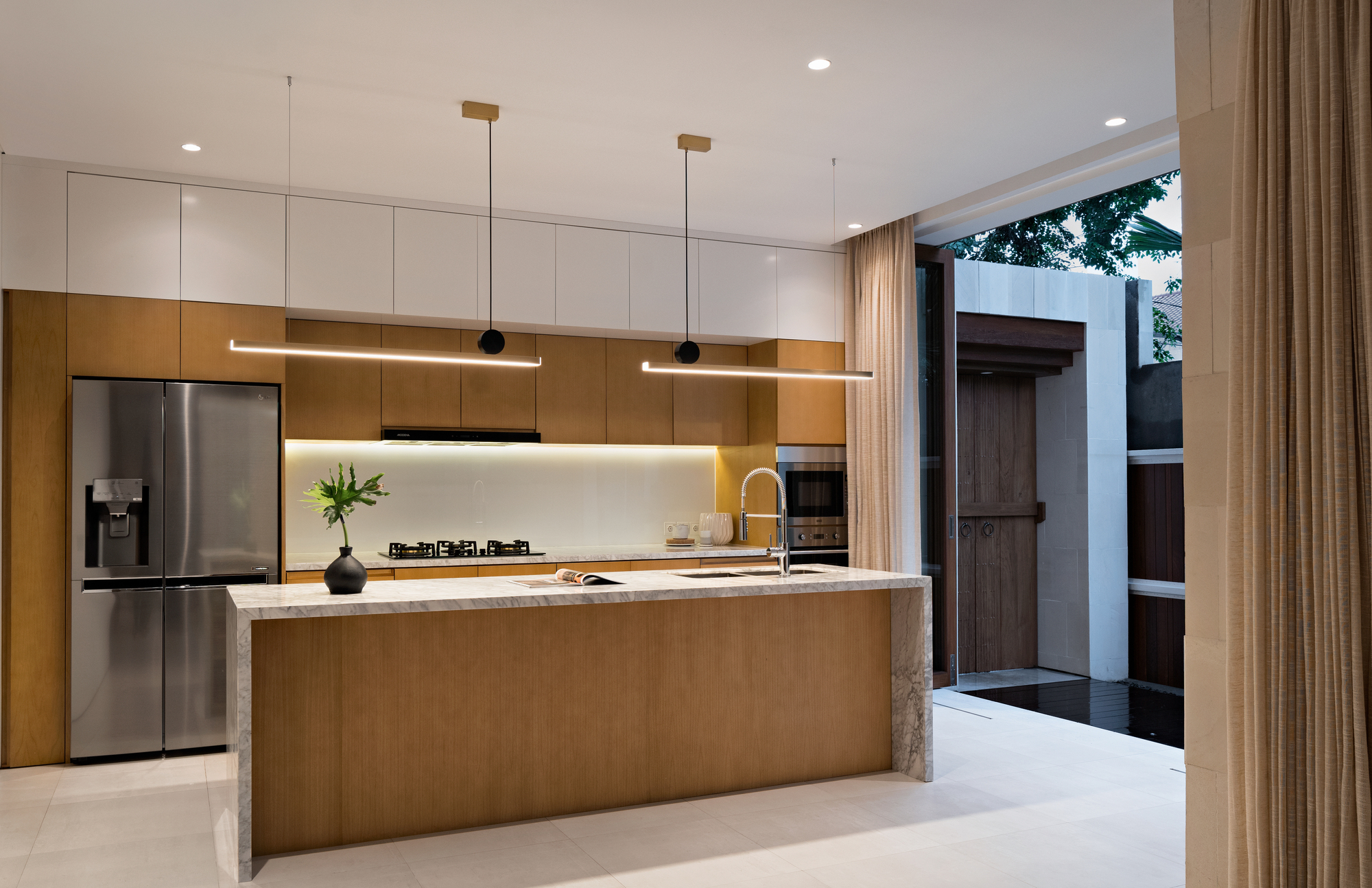 Gallery of Svastaka House / Somia Design Studio - 8