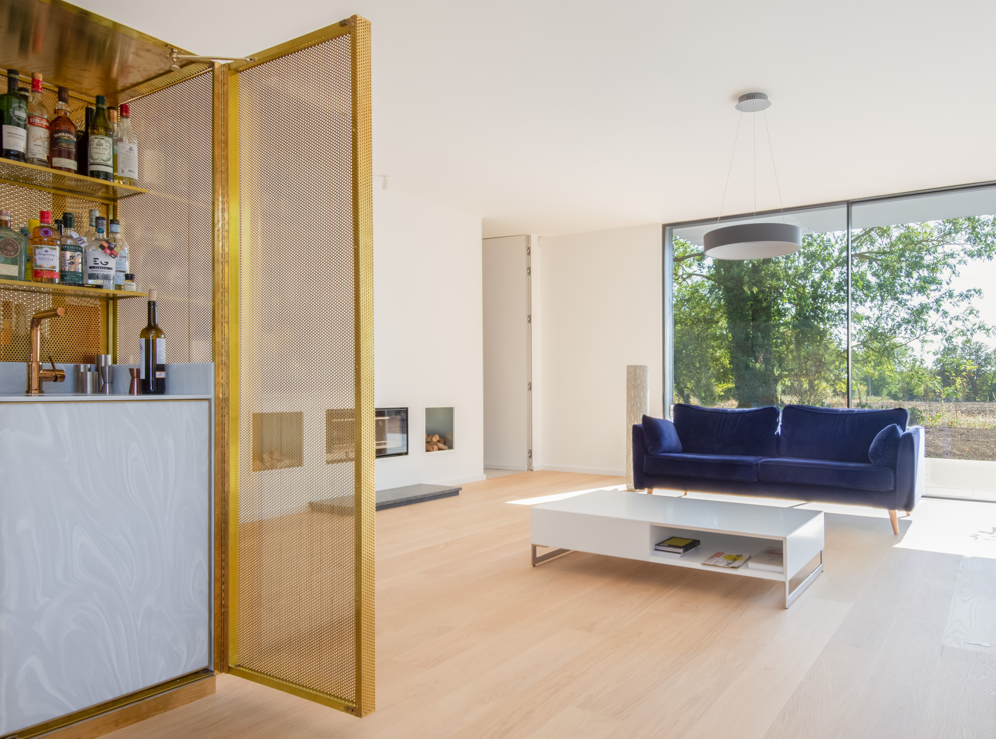 Gallery of Woodview House / Ashworth Parkes Architects - 3