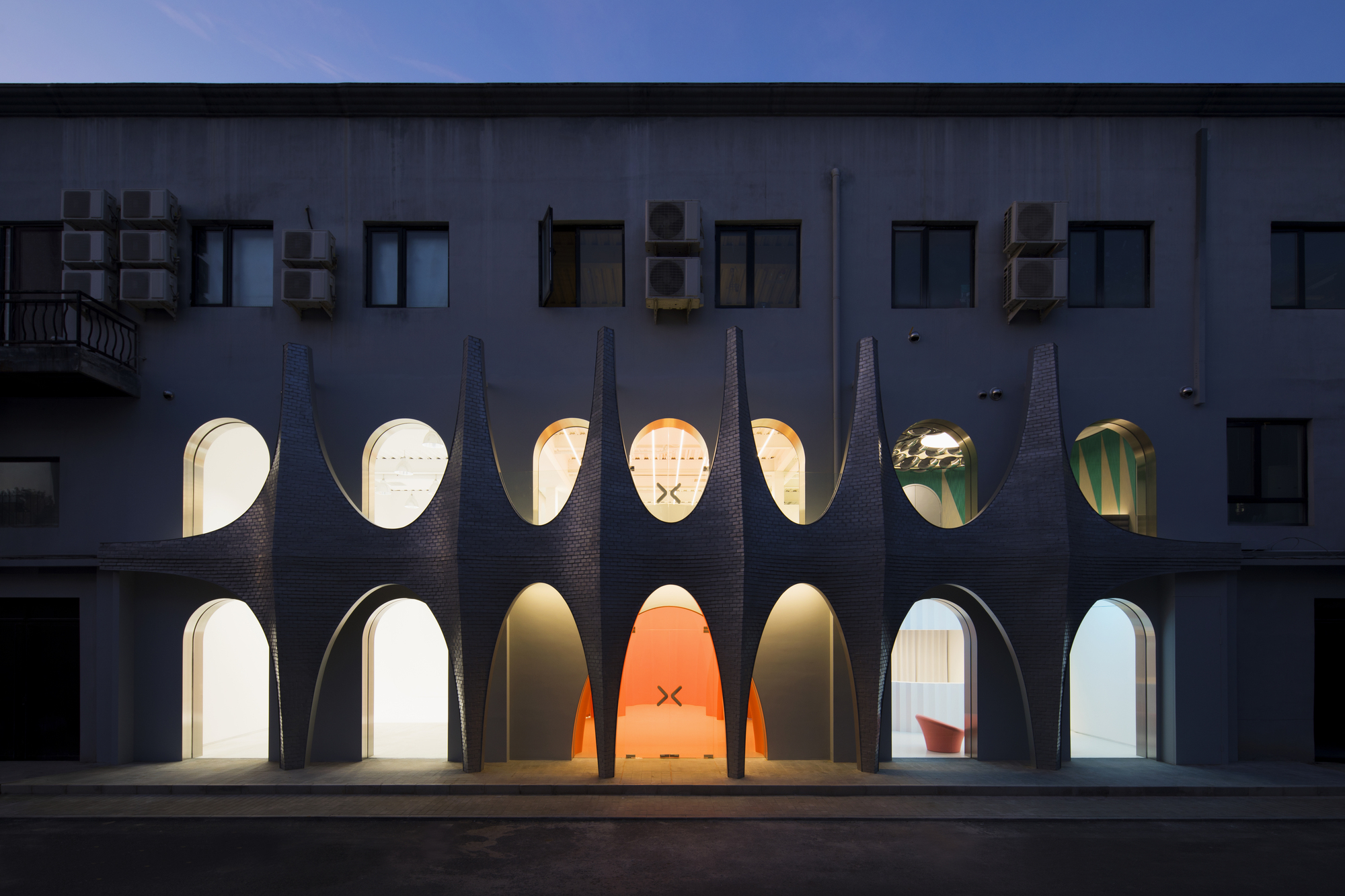 Gallery of Masquerade Photography Studio / 123 architects - 6