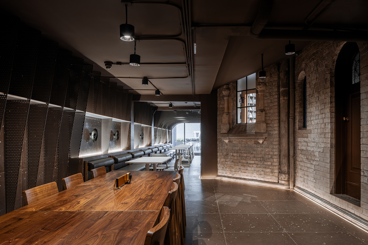 Gallery of Sinan Books Poetry Store / Wutopia Lab - 37