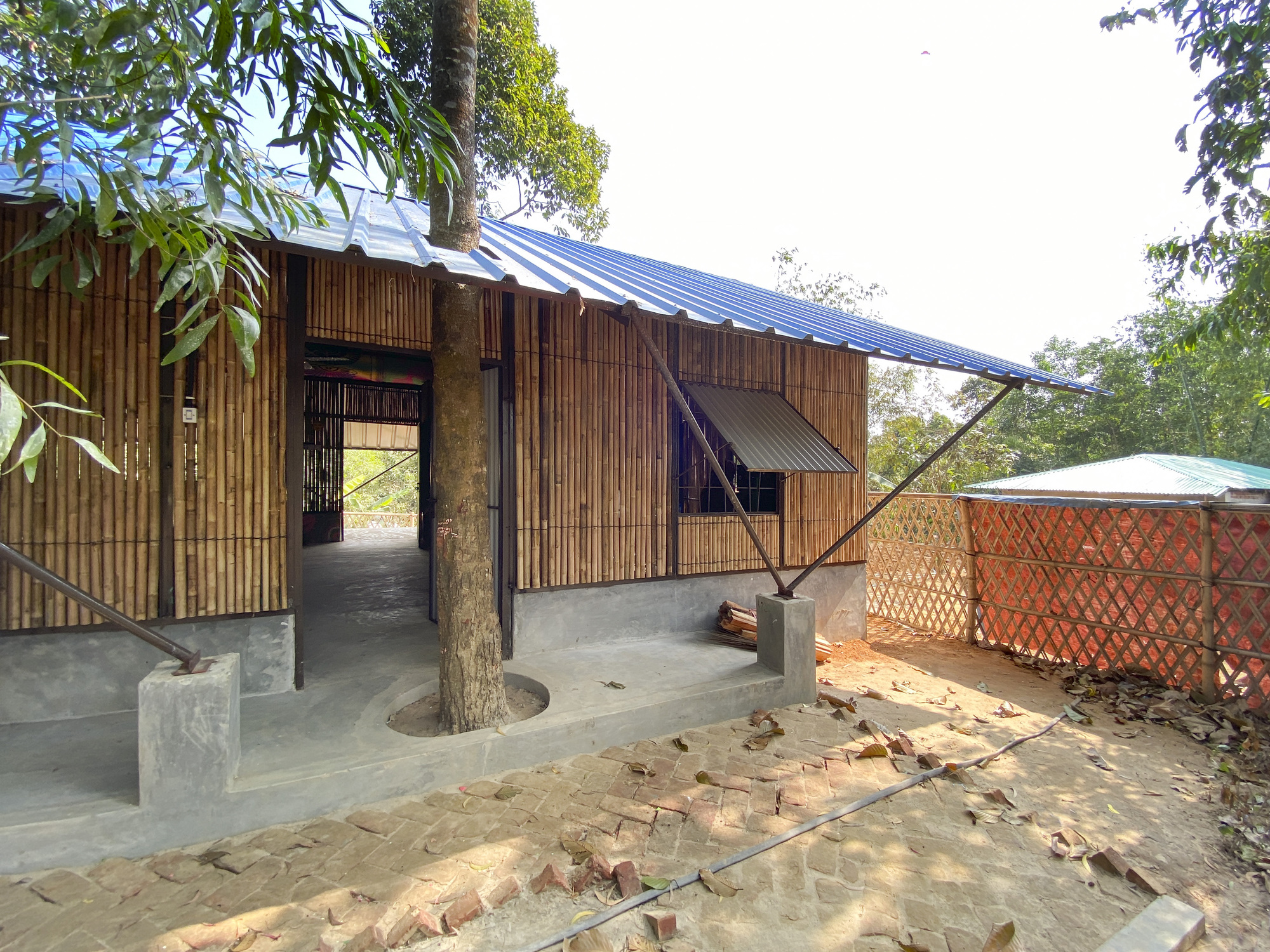 Gallery of Integrated Community Center in Hindu-paraRohingya Refugee ...