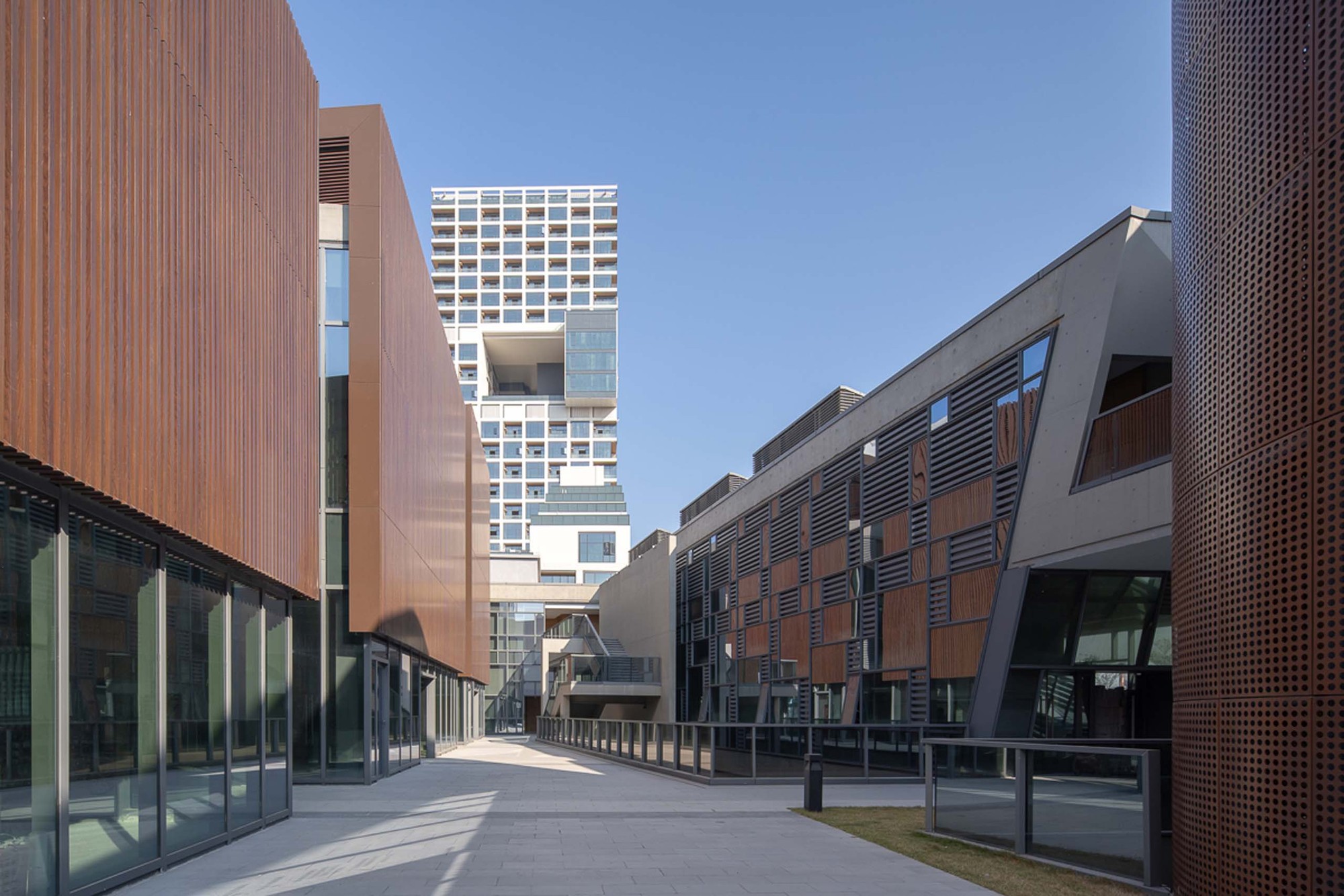 Gallery of Shenzhen International Art Design Center (iADC) Art Arcade ...