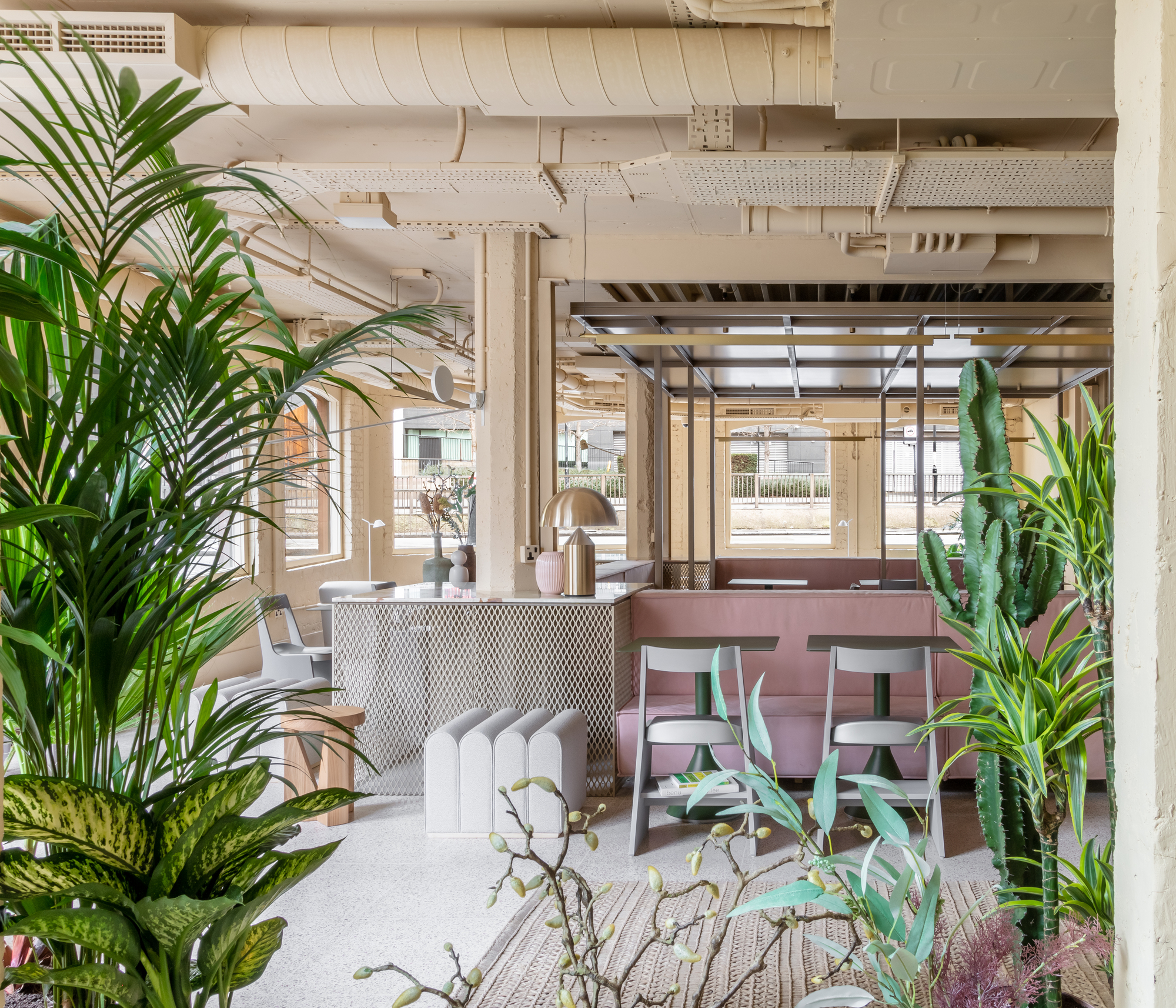 Gallery of Broken Wharf London Apartment / Grzywinski+Pons - 6