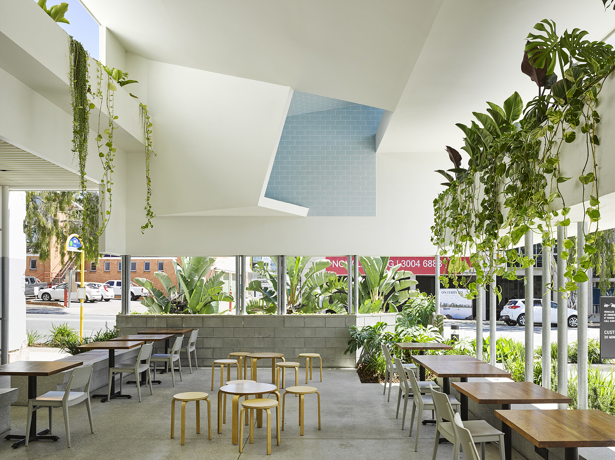 Gallery of Indoor Landscaping: 30 Projects that Bring Life into ...