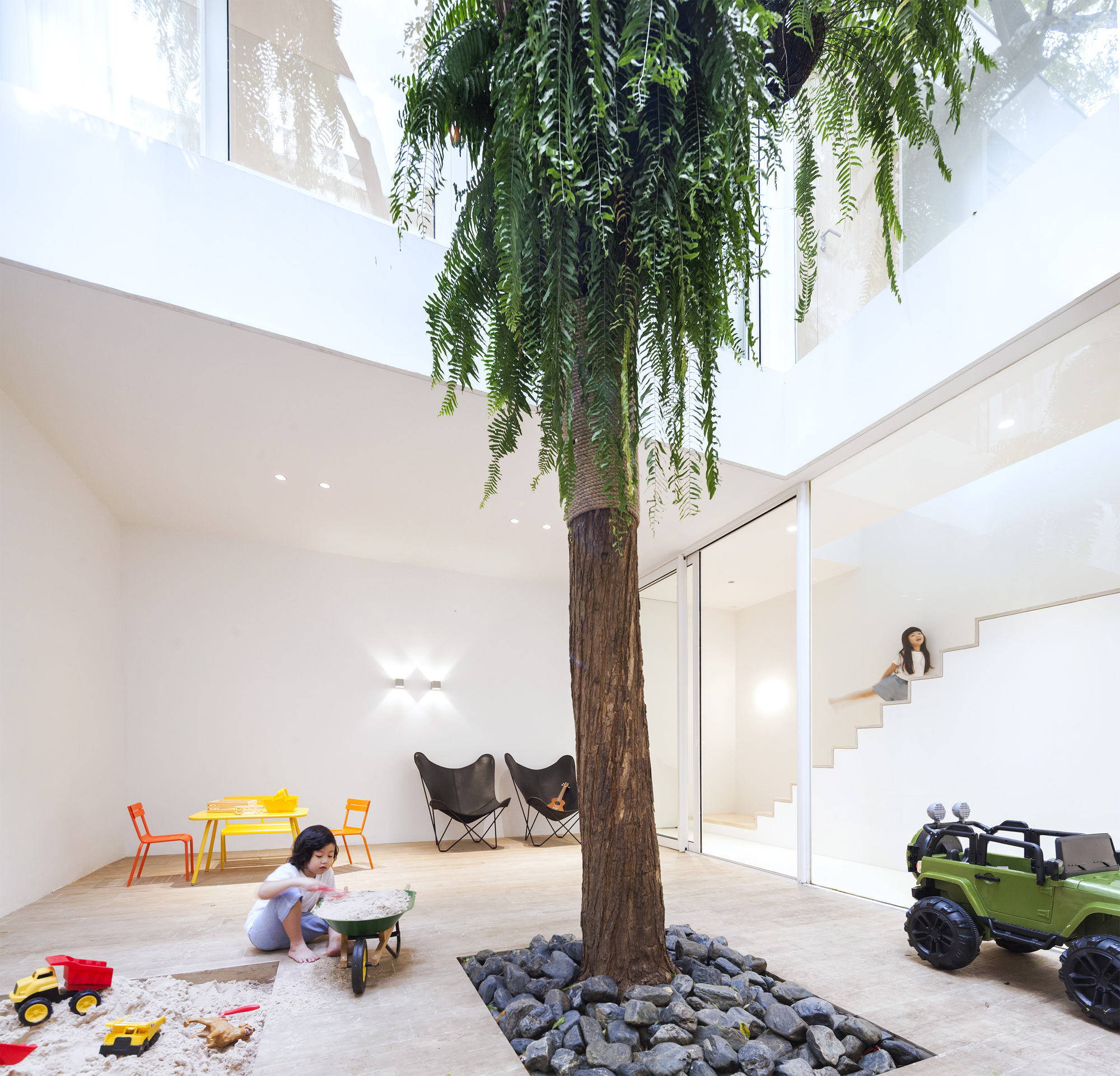 Gallery of BasicHouse / BROWNHOUSES Company Limited - 10