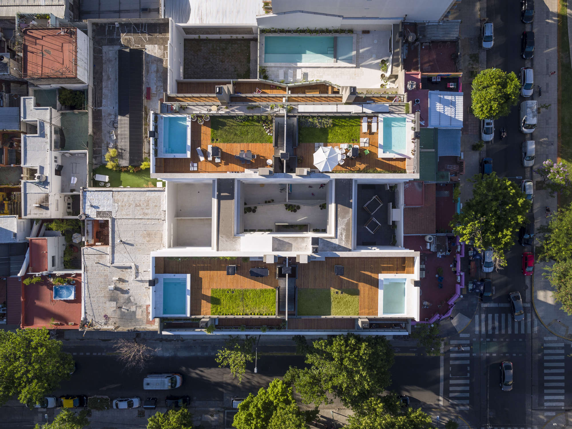 Gallery of AER La Pampa Building / Cubero Rubio - 14