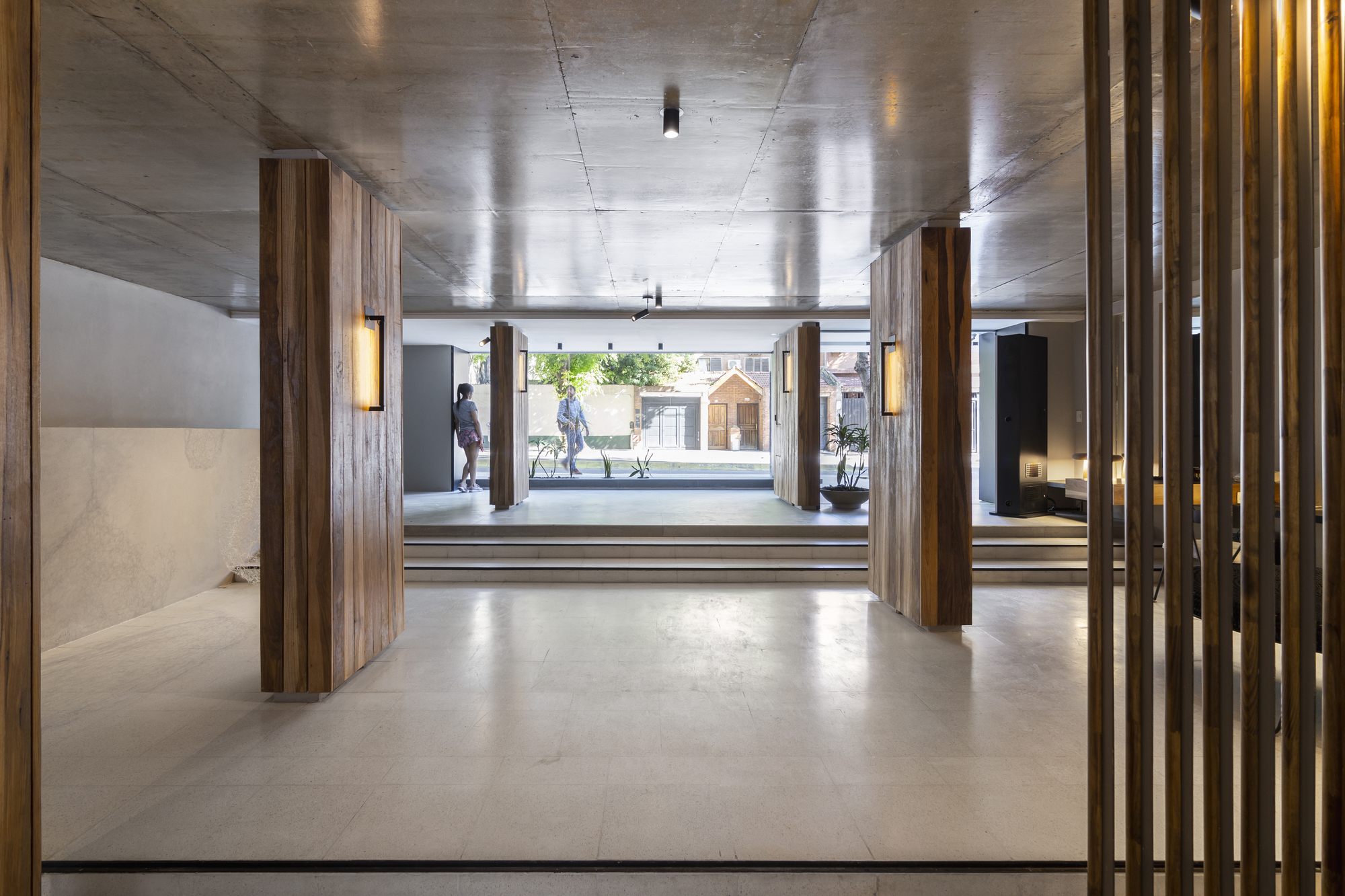 Gallery of AER La Pampa Building / Cubero Rubio - 17