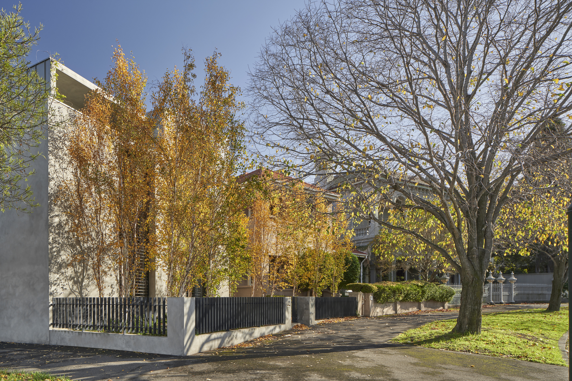 Gallery of St. Vincent Place Residence / Coy Yiontis Architects - 16