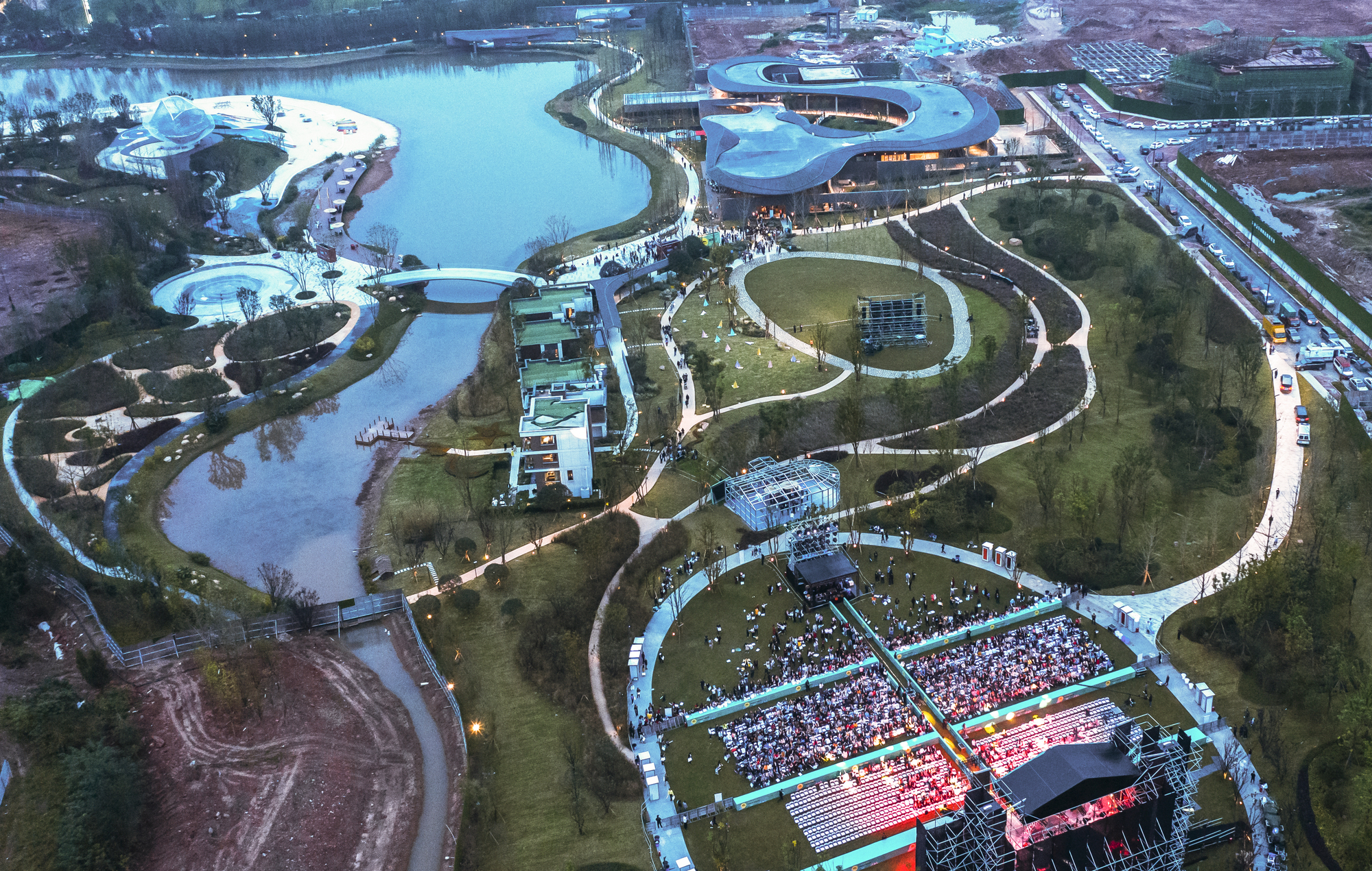 Gallery of Chengdu Tianfu City Landscape / Sasaki - 9