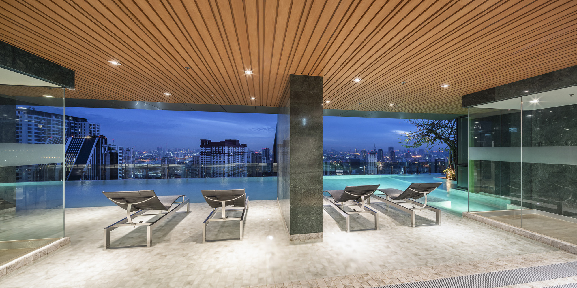 Gallery of Wish Signature Midtown Siam Building / 1819 + TANDEM ...