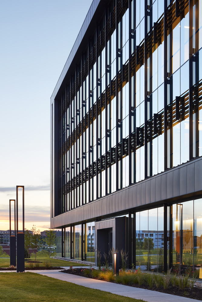 Gallery of Core Bank Corporate Headquarters / Alley Poyner Macchietto ...