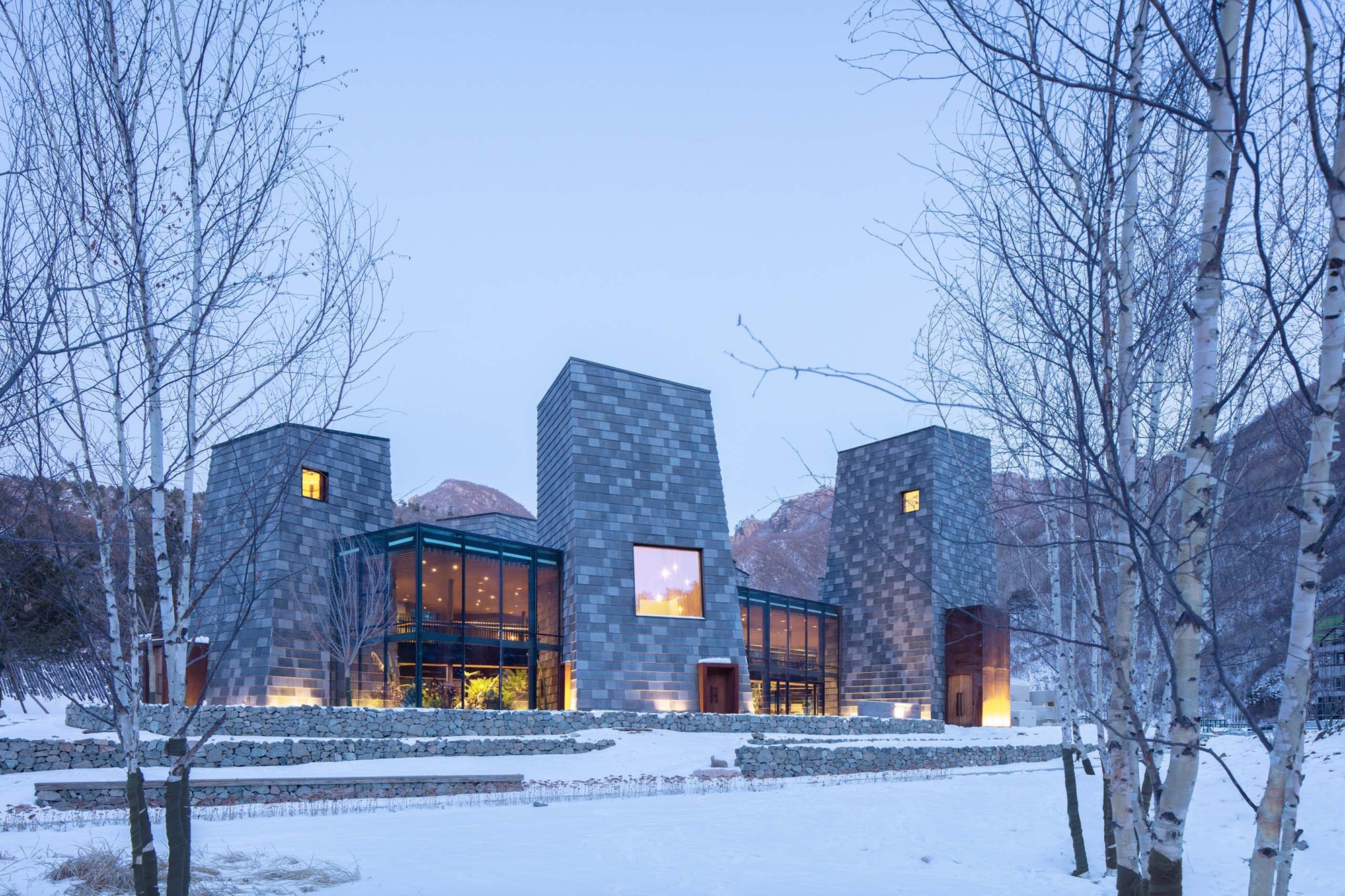 Gallery of Forest Valley Hot spring Center / B.l.U.E. Architecture ...