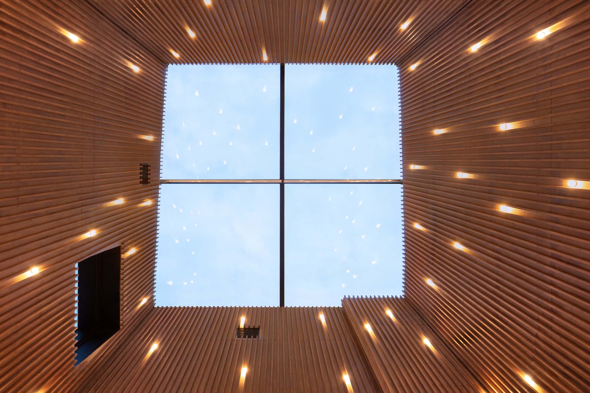 Gallery of Forest Valley Hot spring Center / B.l.U.E. Architecture ...