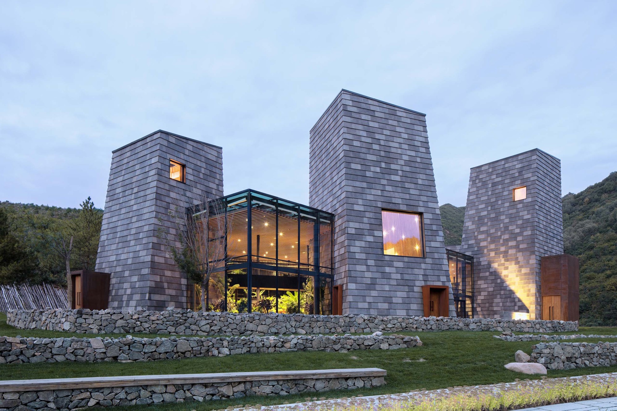 Gallery of Forest Valley Hot spring Center / B.l.U.E. Architecture ...