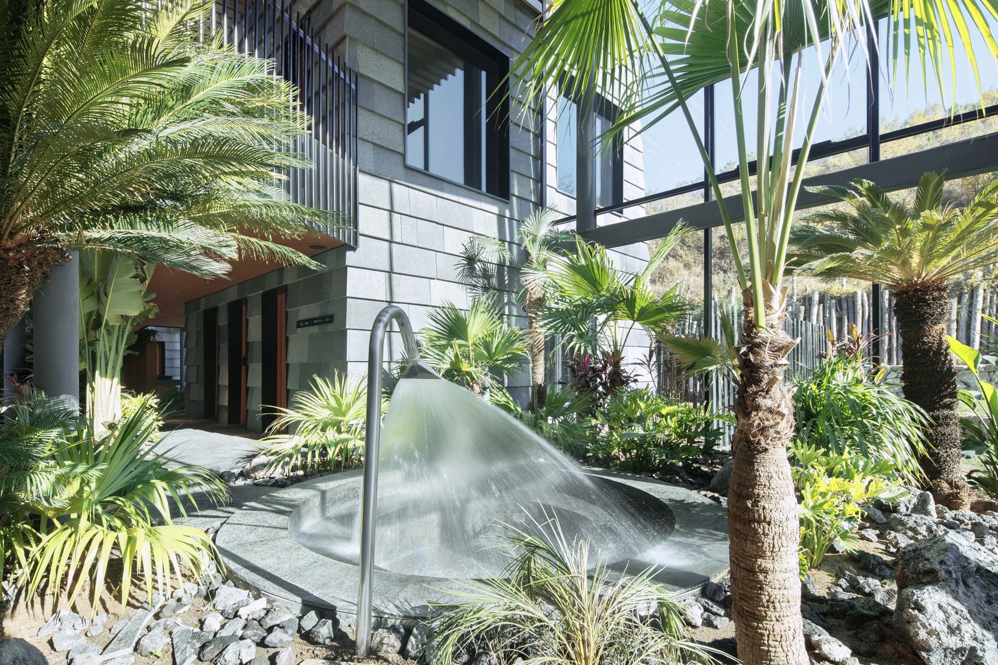 Gallery of Forest Valley Hot spring Center / B.l.U.E. Architecture ...