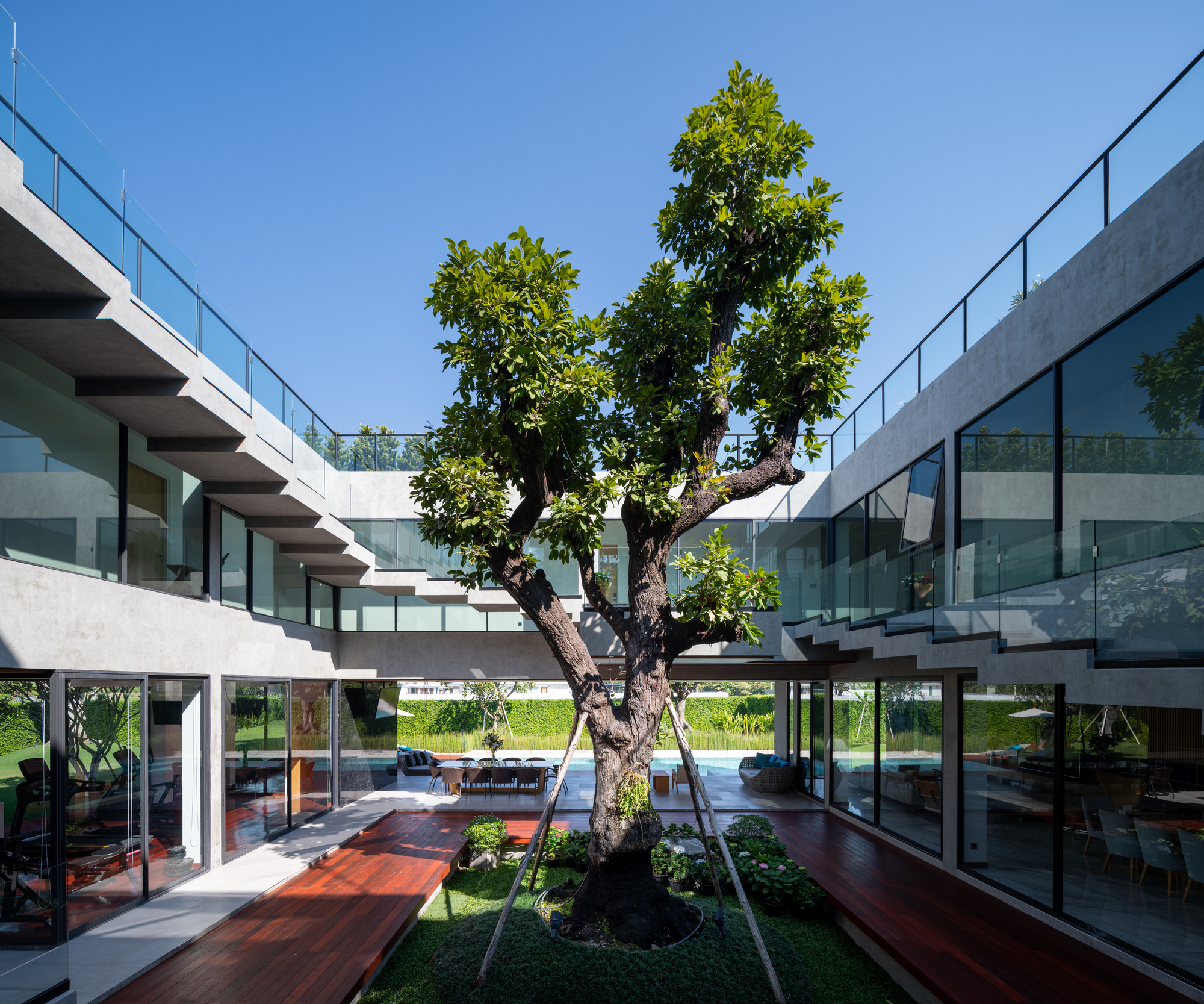 Galería de Jongluck Villa 168 / Full Scale Studio - 2