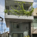 Glass-block Micro House / ROOM+ Design & Build | ArchDaily