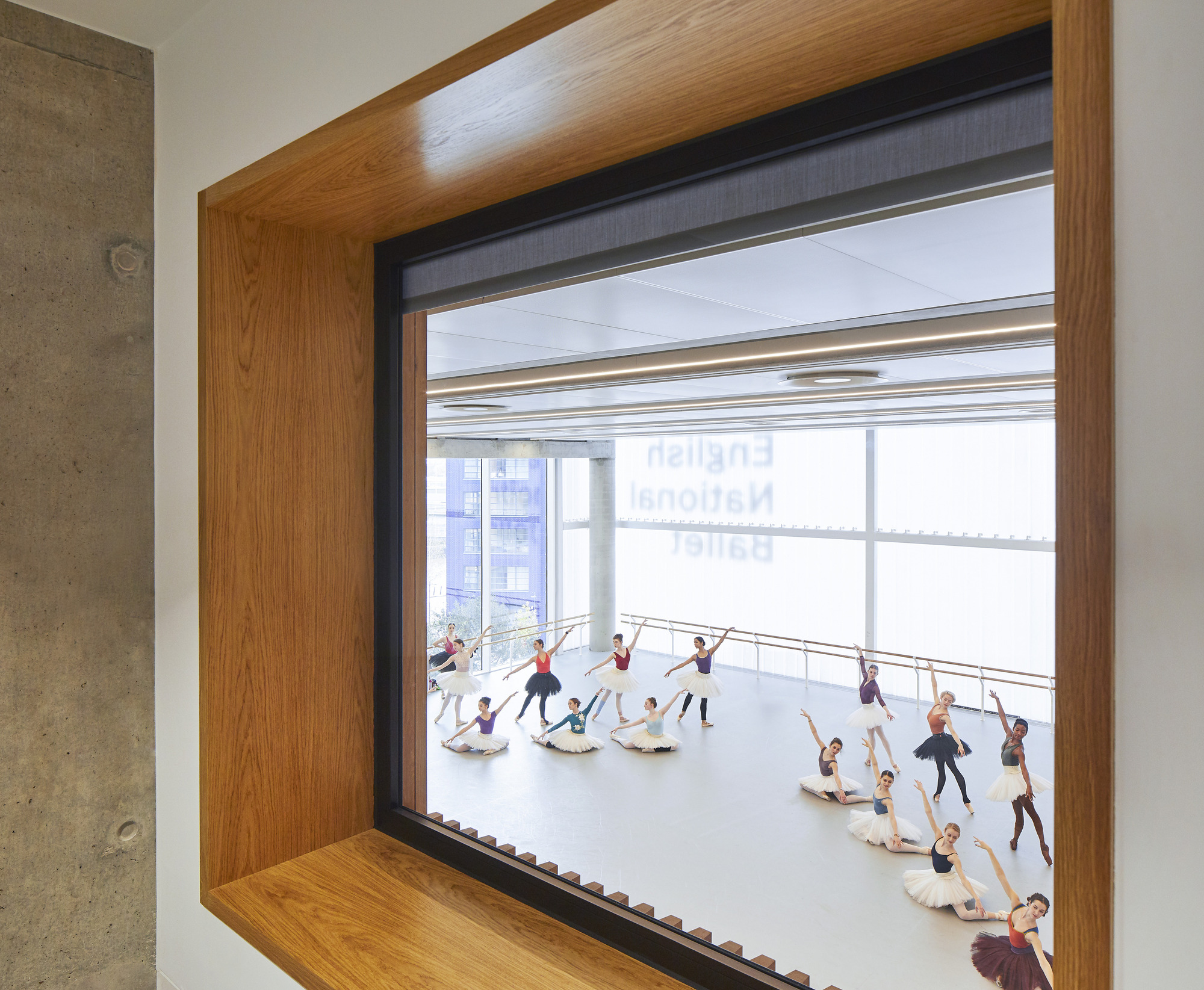 Gallery of English National Ballet / Glenn Howells Architects - 14