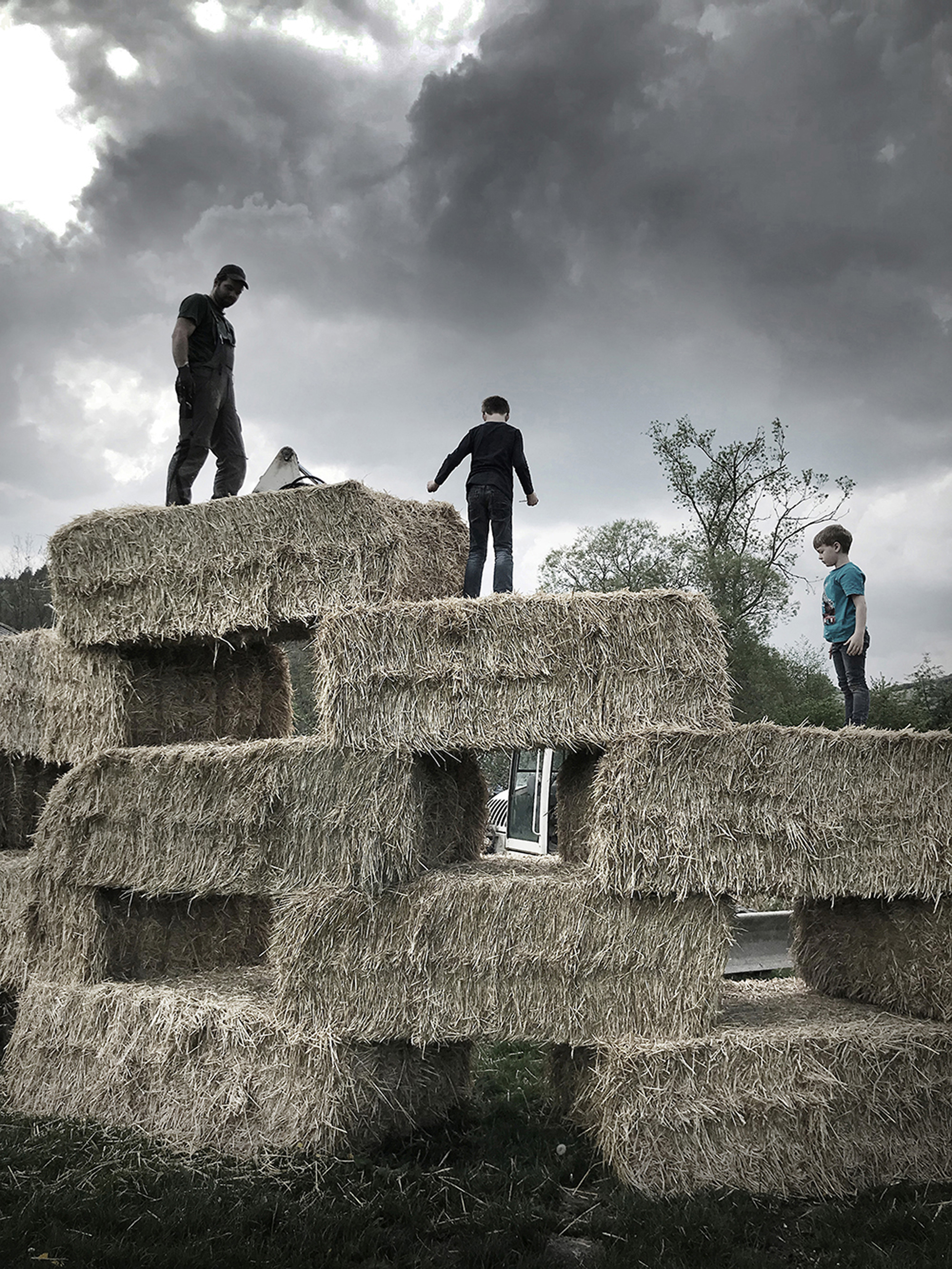 Gallery of Strohtherme Pavilion / Christoph Hesse Architects - 4