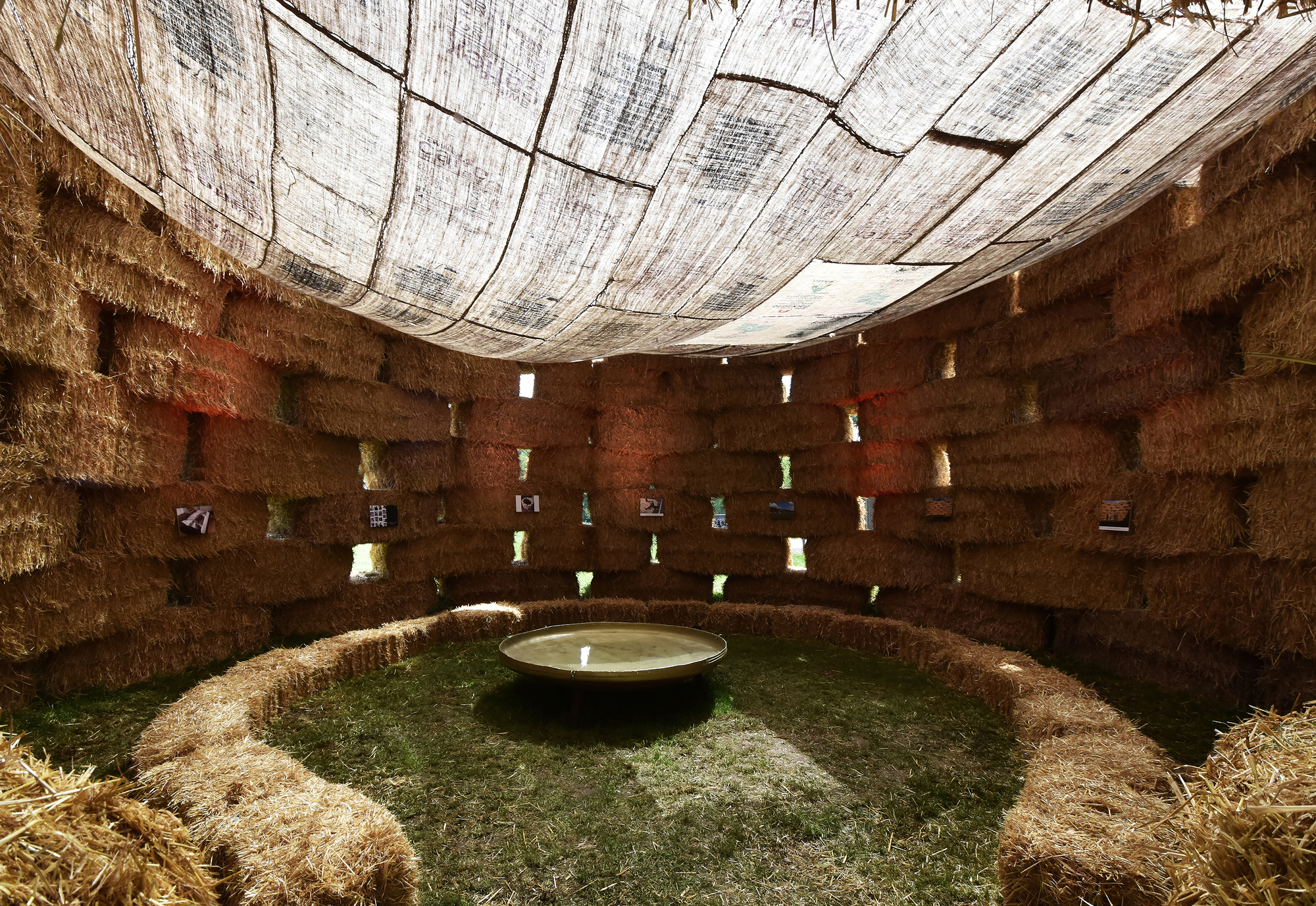 Gallery of Strohtherme Pavilion / Christoph Hesse Architects - 1