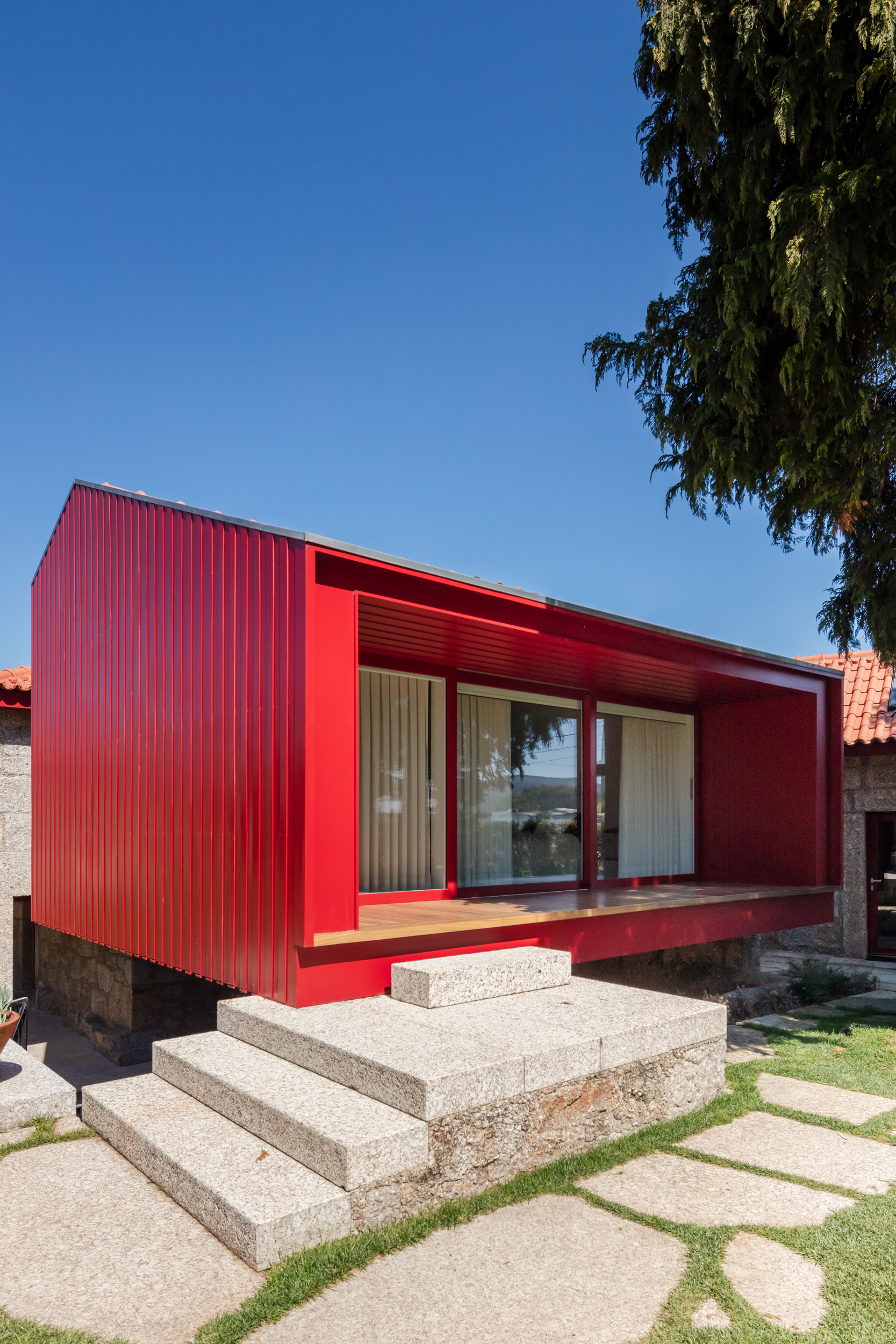 Gallery of QST House / NOARQ - 9