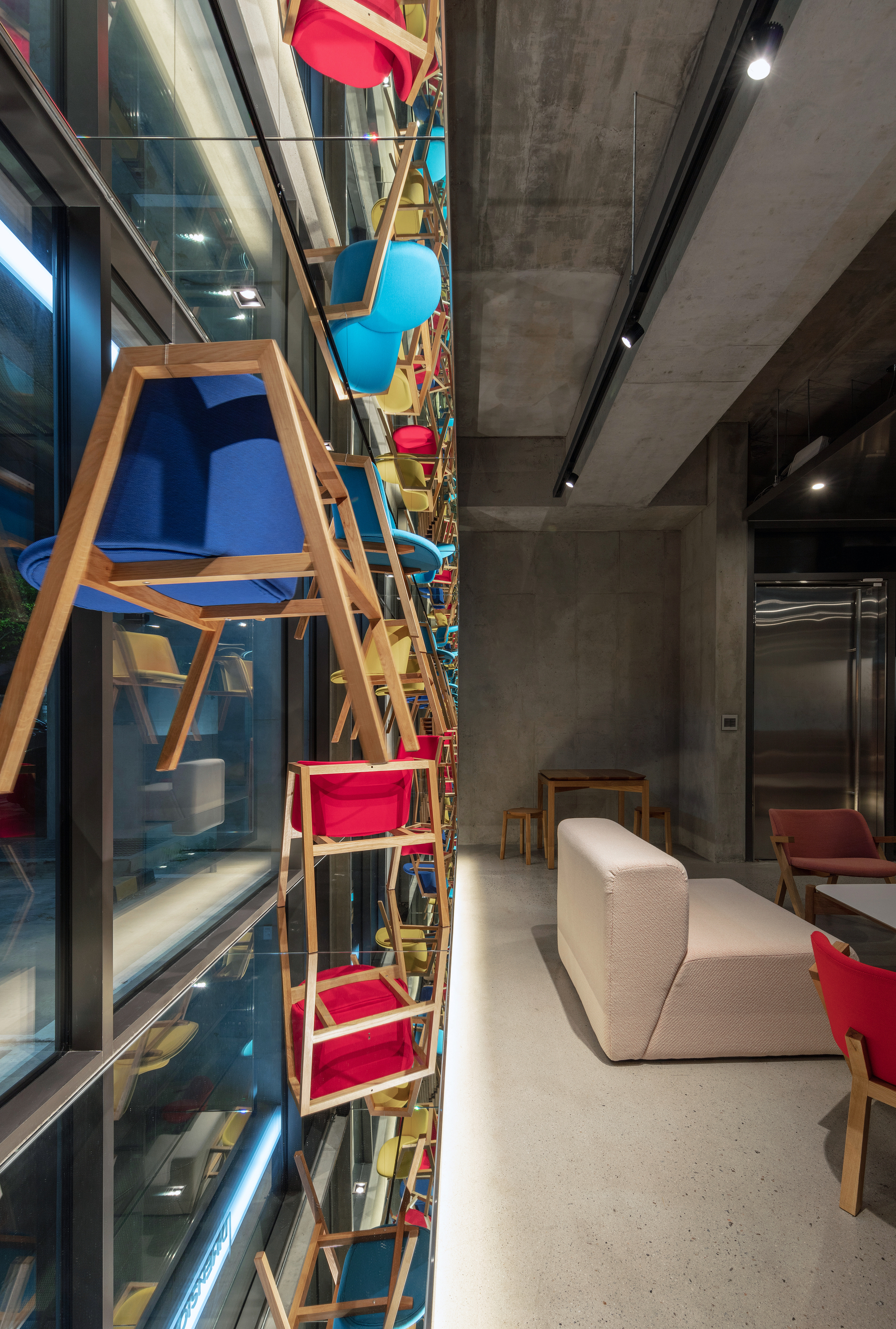 Gallery of Dimension Lab Showroom / ARTEFACT - 17