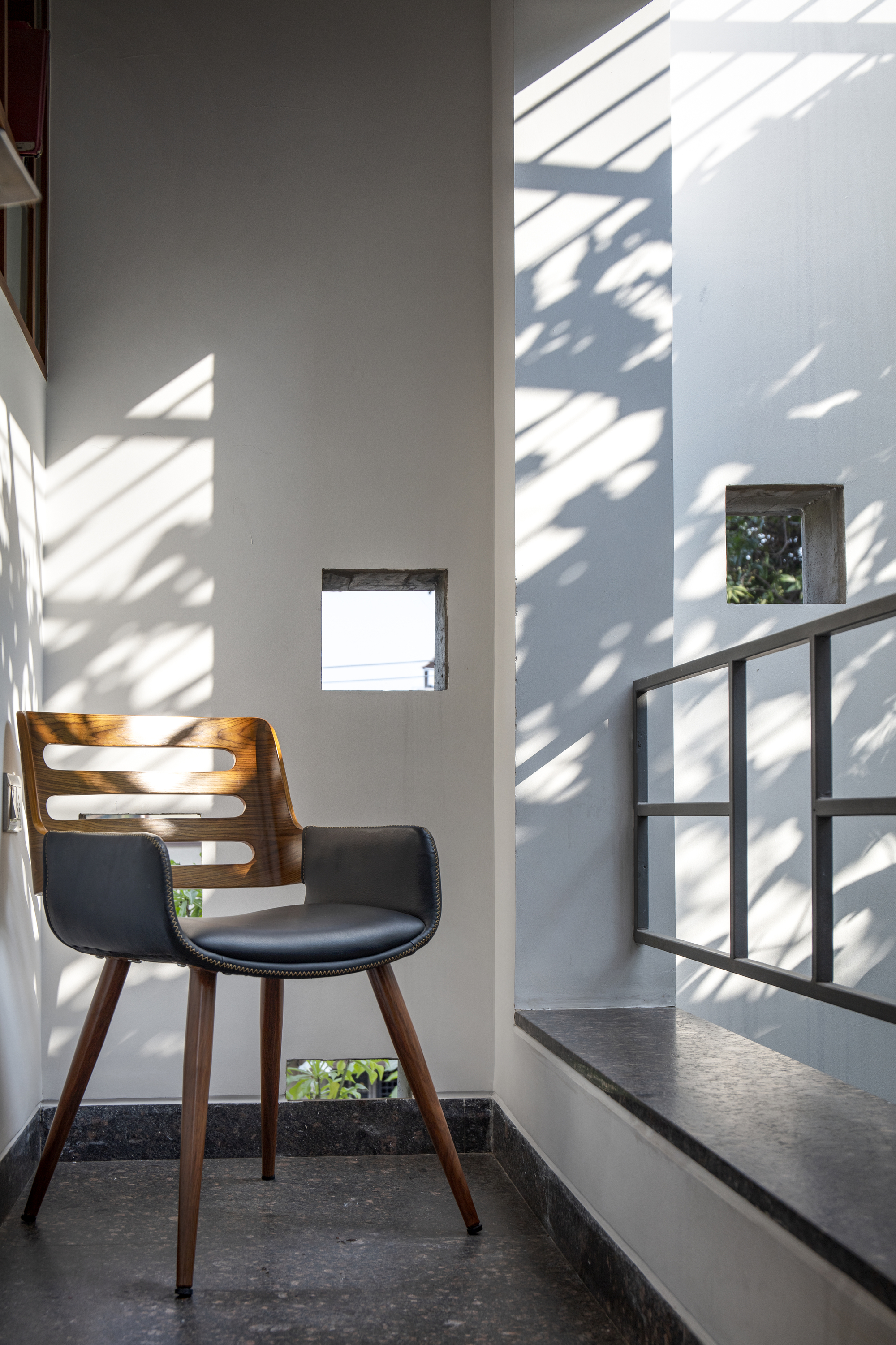 Gallery of Bellary House / Gaurav Roy Choudhury Architects GRCA - 15