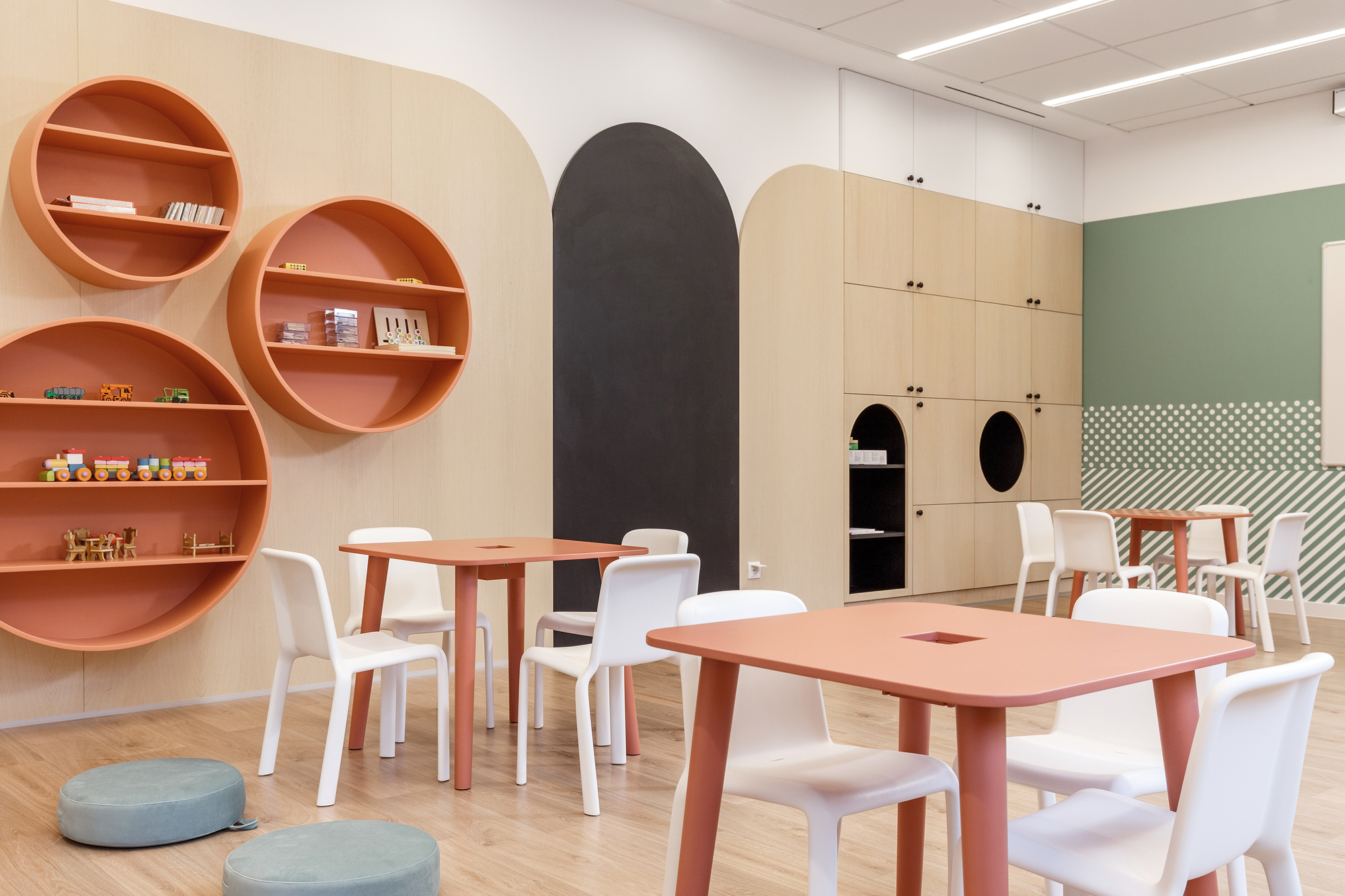 Gallery of Hello BABY Children's Center / SVOYA Studio - 7