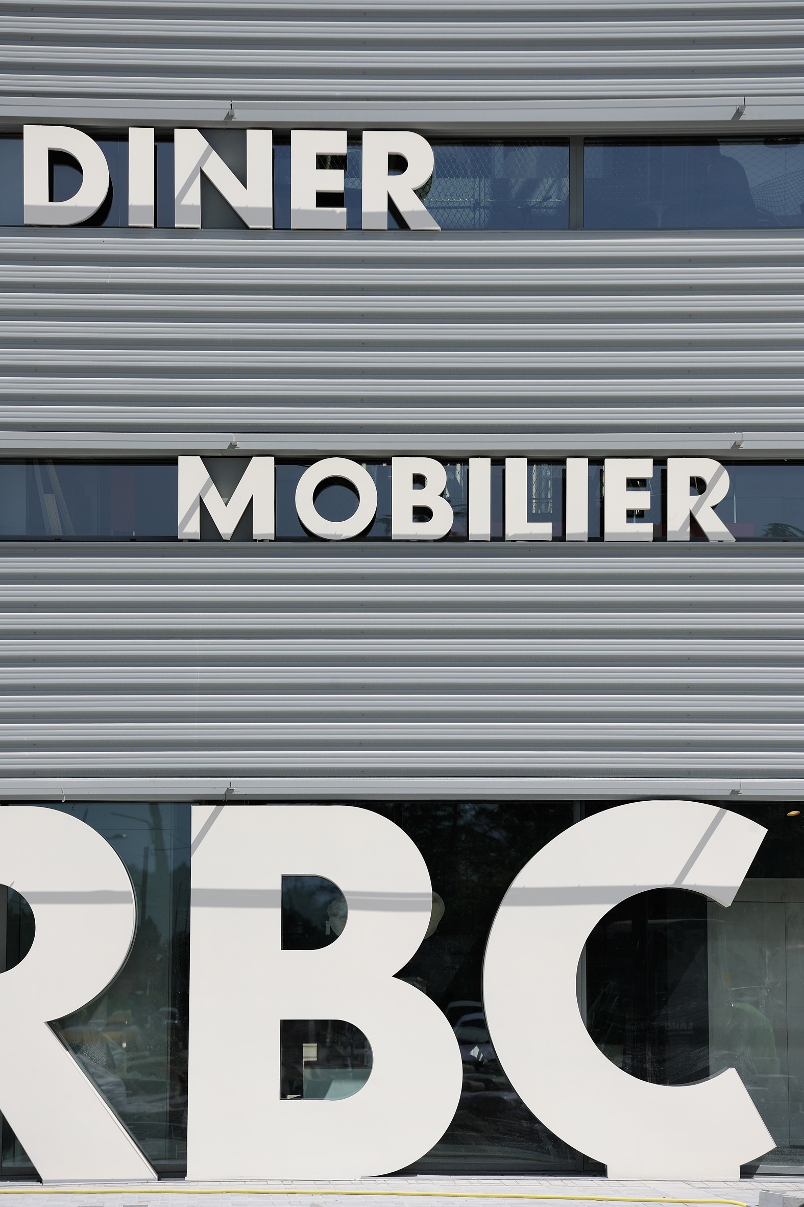 Galeria de RBC Design Center / Ateliers Jean Nouvel - 8