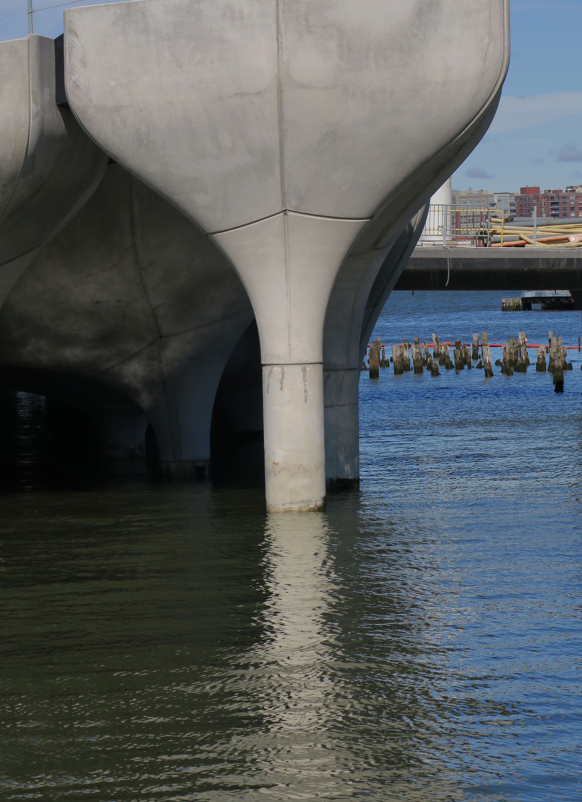 画廊 Heatherwick 纽约新作“哈德逊河55号码头”，混凝土小岛初现雏形 - 15
