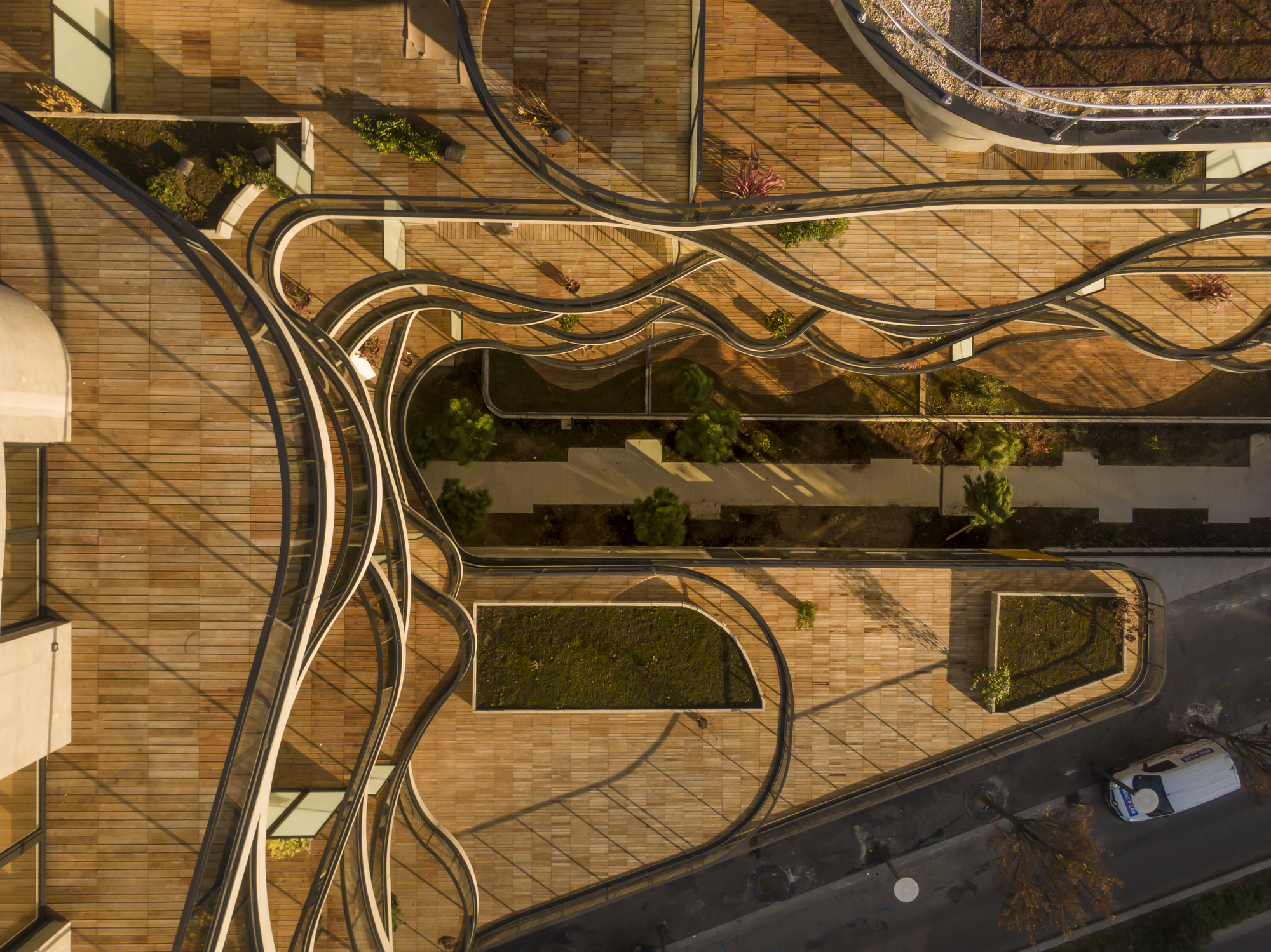 Galeria de Edifício Residencial Courbes / Christophe Rousselle ...