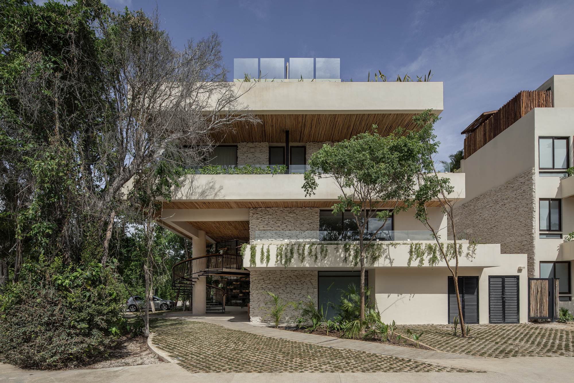 Gallery of Copal Tulum Building / Studio Arquitectos - 2