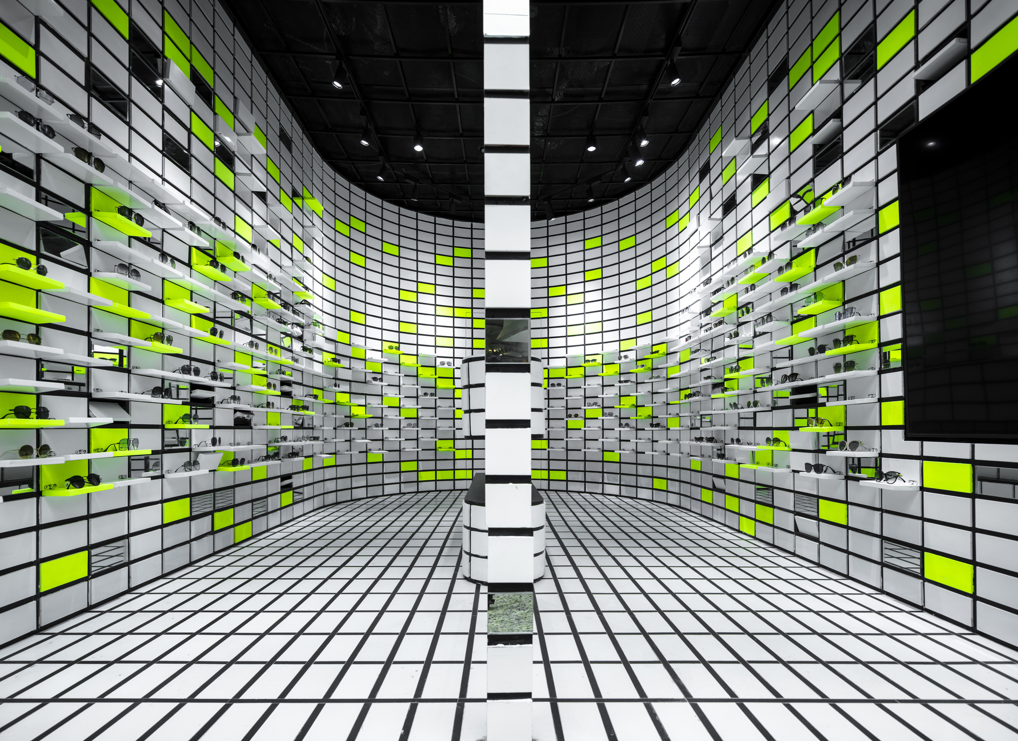 Gallery of The Flip Flop / Renesa Architecture Design Interiors Studio - 29