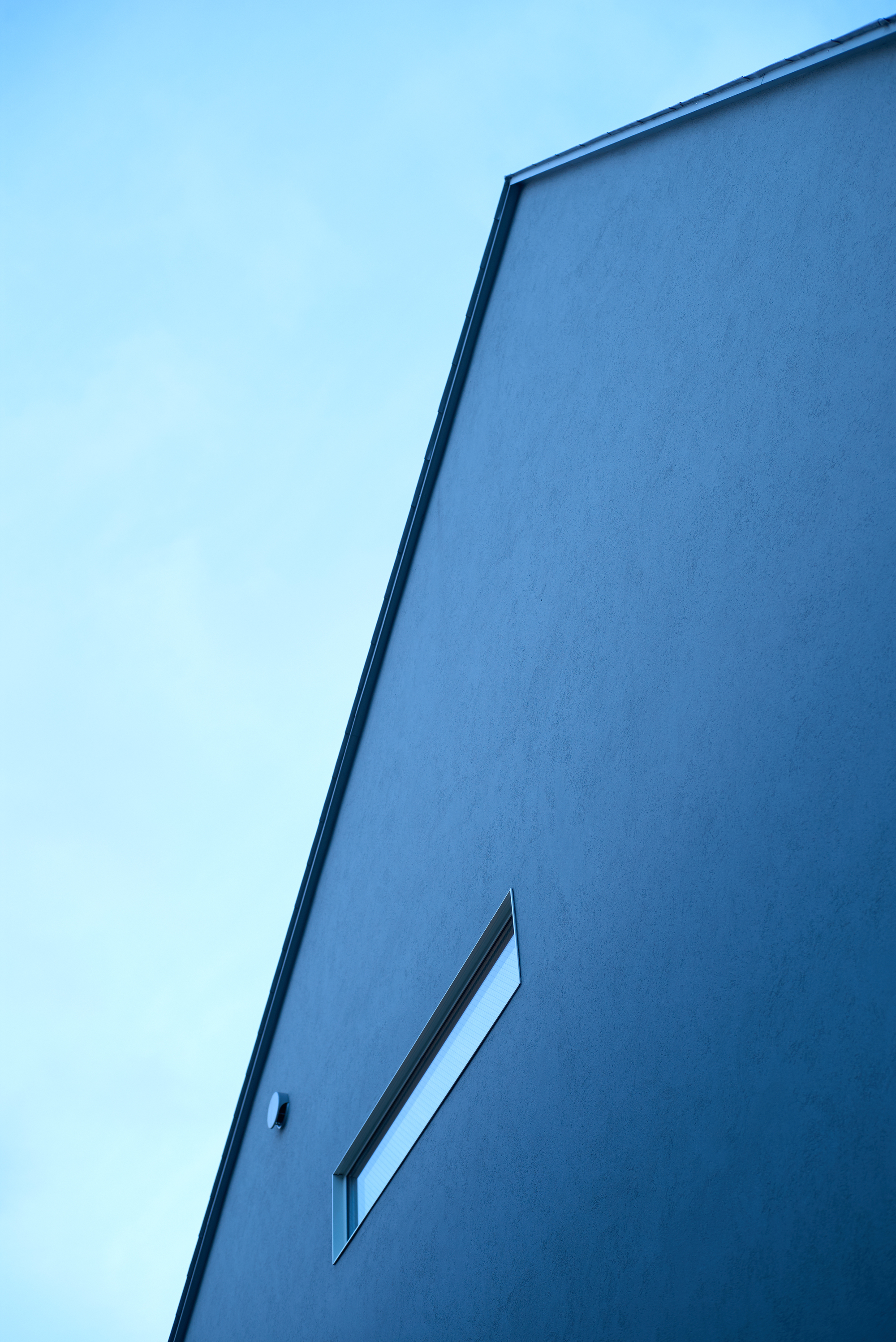 Gallery of Milk Carton House / Tenhachi Architect & Interior Design - 31