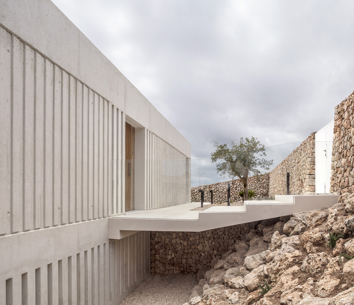 Gallery of Concrete Houses in Spain: Exploring Cement's Sustainability ...