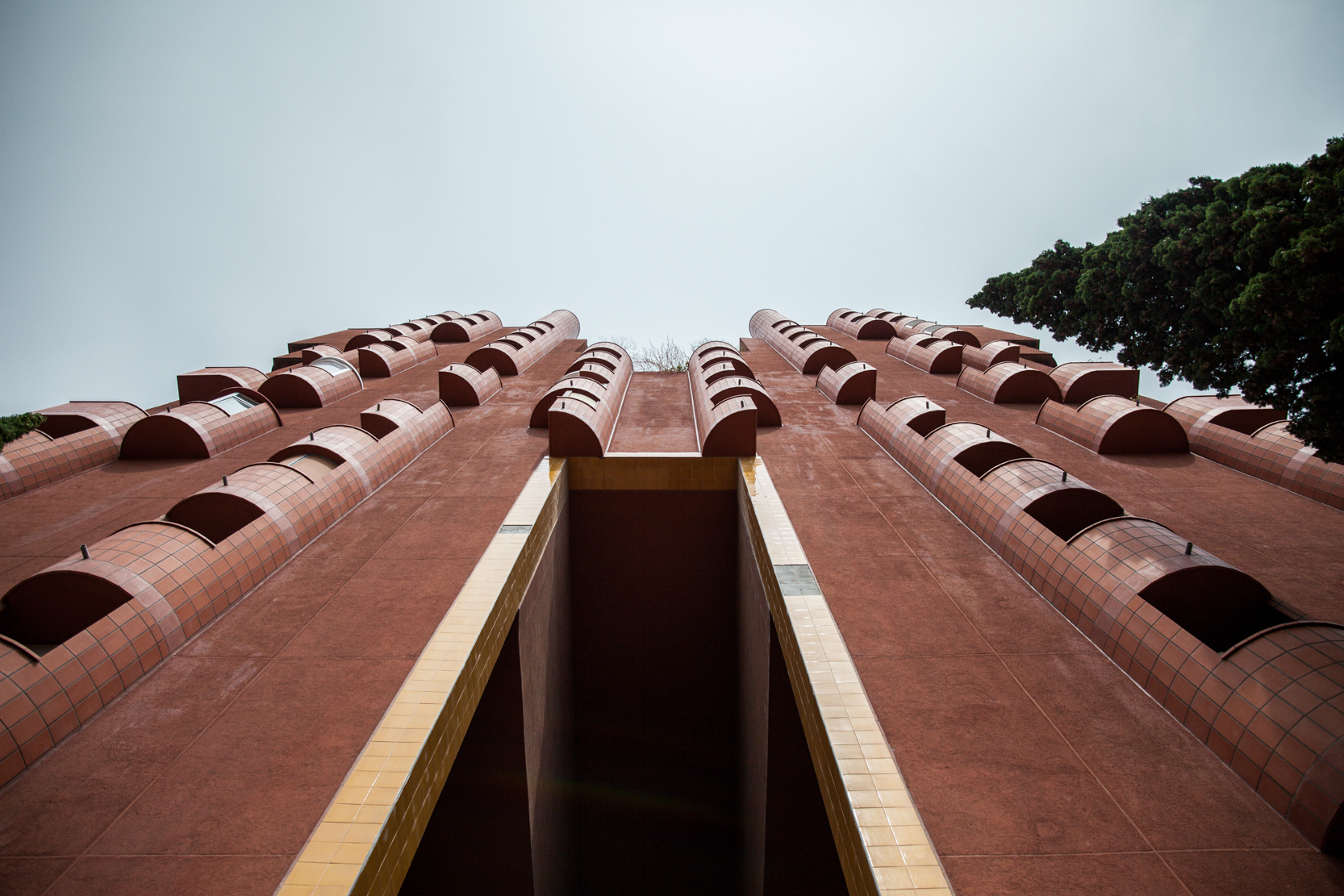 Gallery of Architecture Classics: Walden 7 / Ricardo Bofill - 44