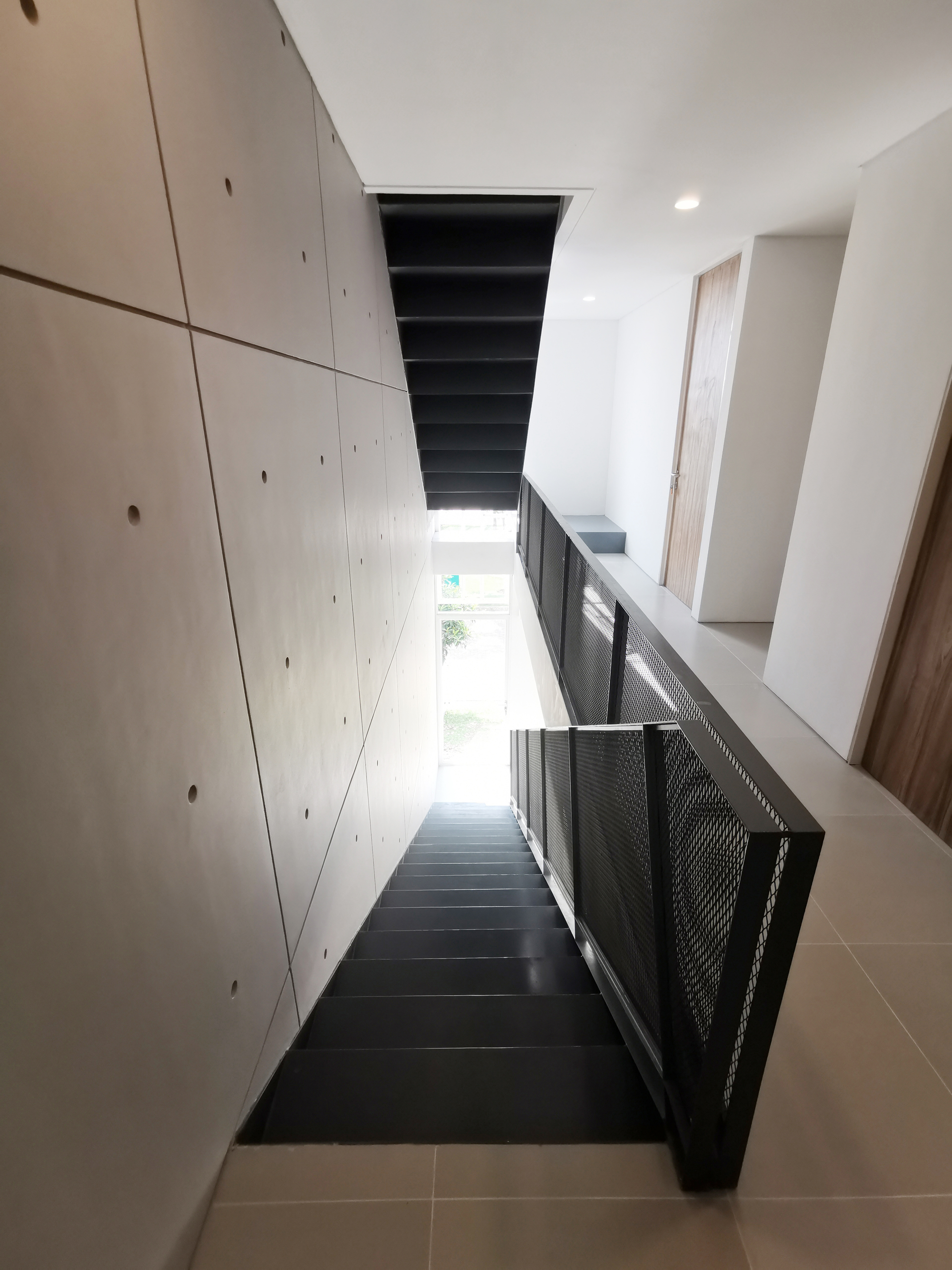 Gallery of A House / Semiotic Arsitek - 11